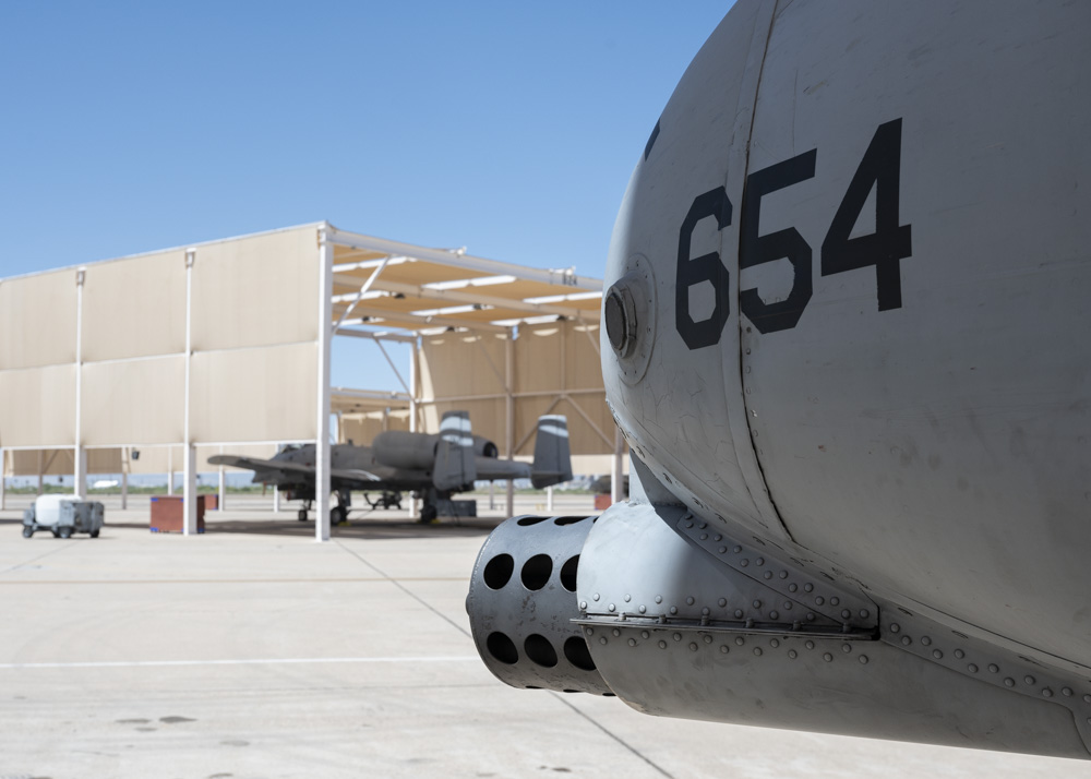 Flightline on a Friday photos > Davis-Monthan Air Force Base > Article View