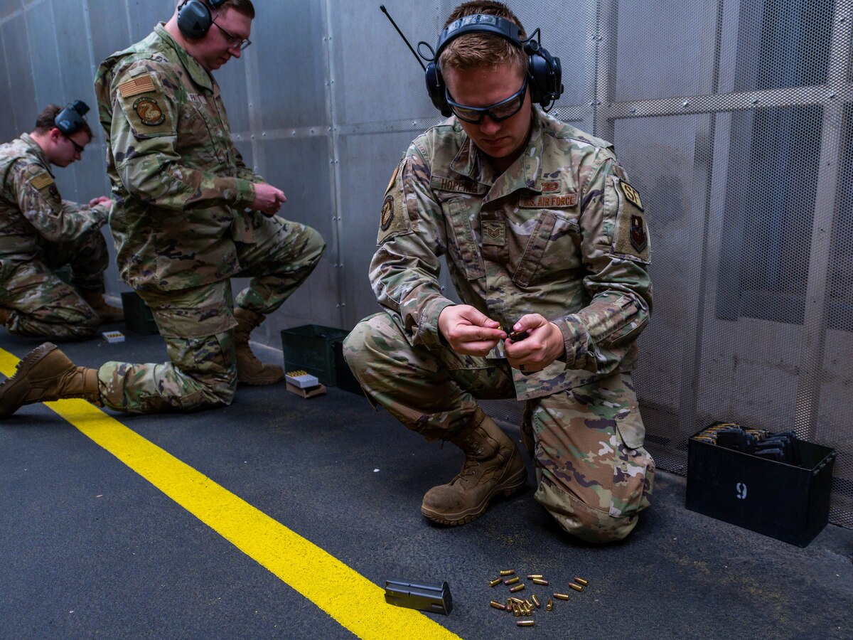 56th SFS hosts shooting competition > Luke Air Force Base > Article Display