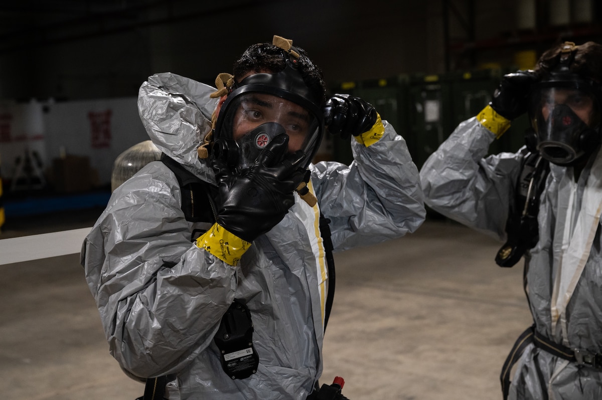 Pacific Airmen, Soldiers, Marines conduct joint CBRN training > Kadena ...
