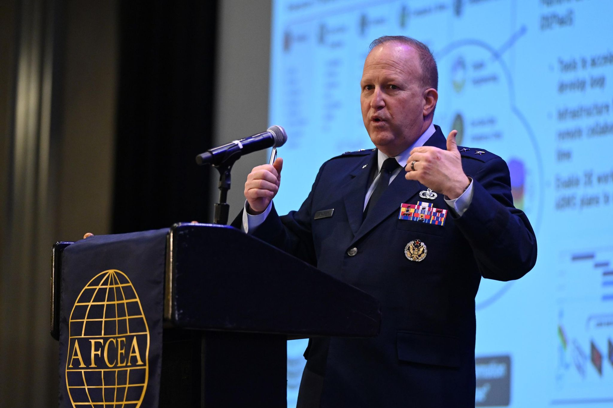 Leaders discuss operational imperatives > Air Force Life Cycle ...