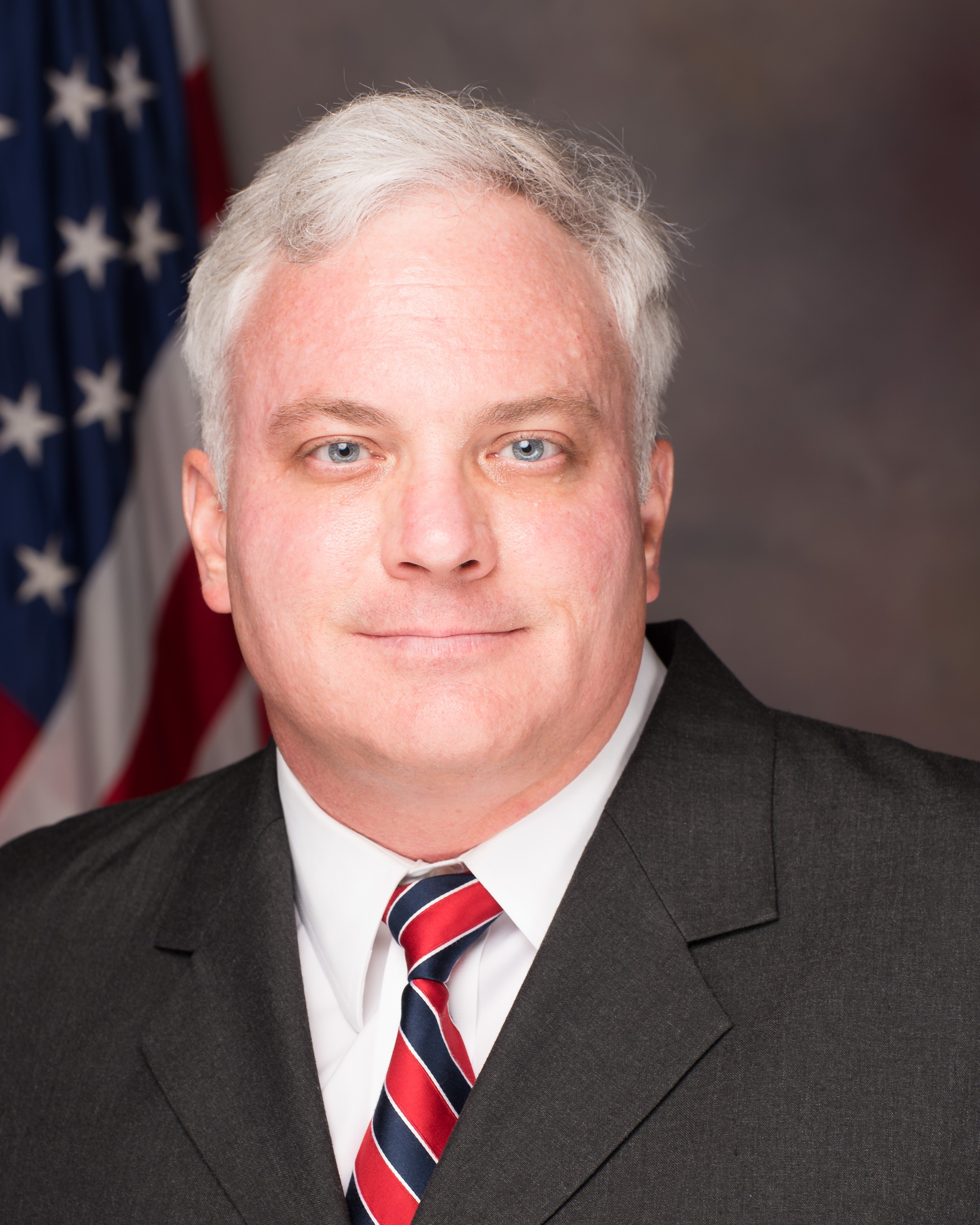Mr. Dan Bryan (USN, Ret.) > The Eisenhower School > Leader-Bio