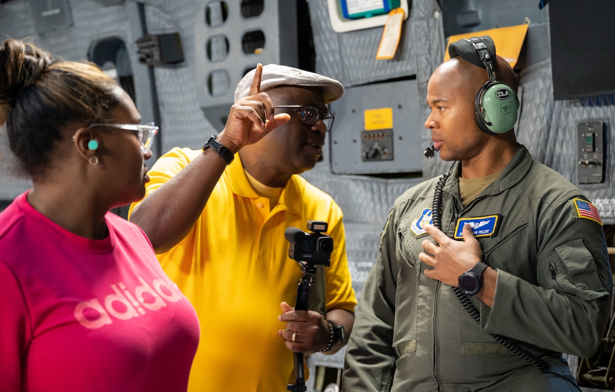 Dover AFB showcases aerial refueling capabilities to CDCC, LCD members ...