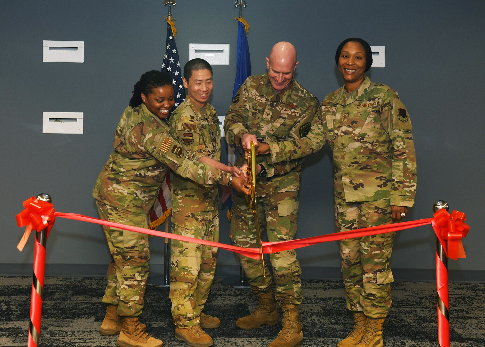 Offutt rebuilds command center > Sixteenth Air Force (Air Forces Cyber ...