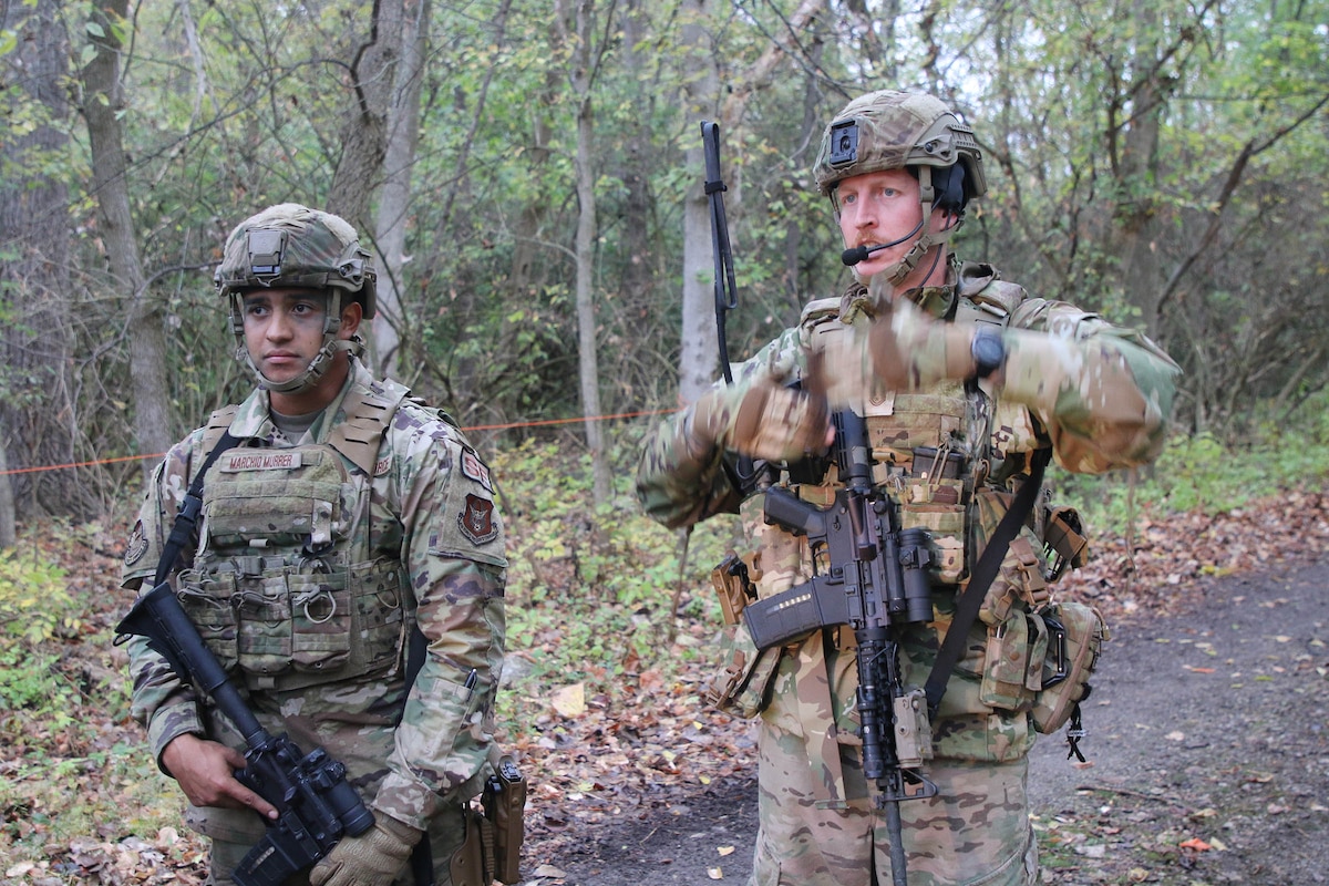 Defenders test readiness, combat effectiveness > 445th Airlift Wing ...