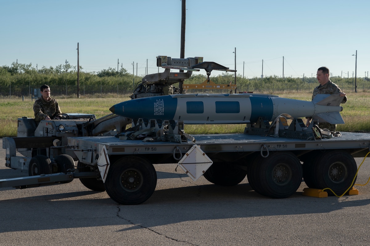 7th AMXS exercises launcher load frame capabilities > Dyess Air Force ...