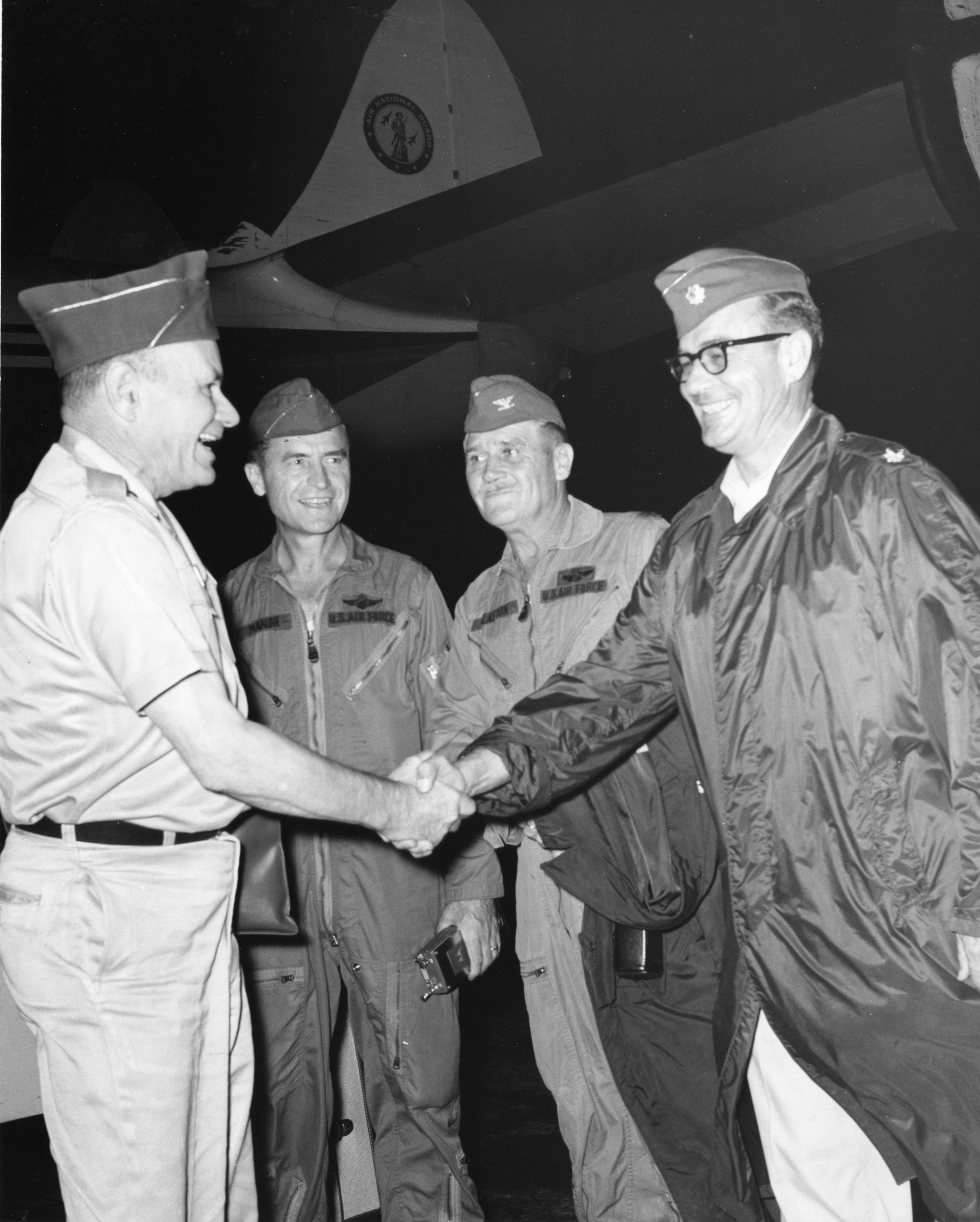 IOWA’S ADJUTANT GENERAL VISITS “HIS MEN” AT PHU CAT