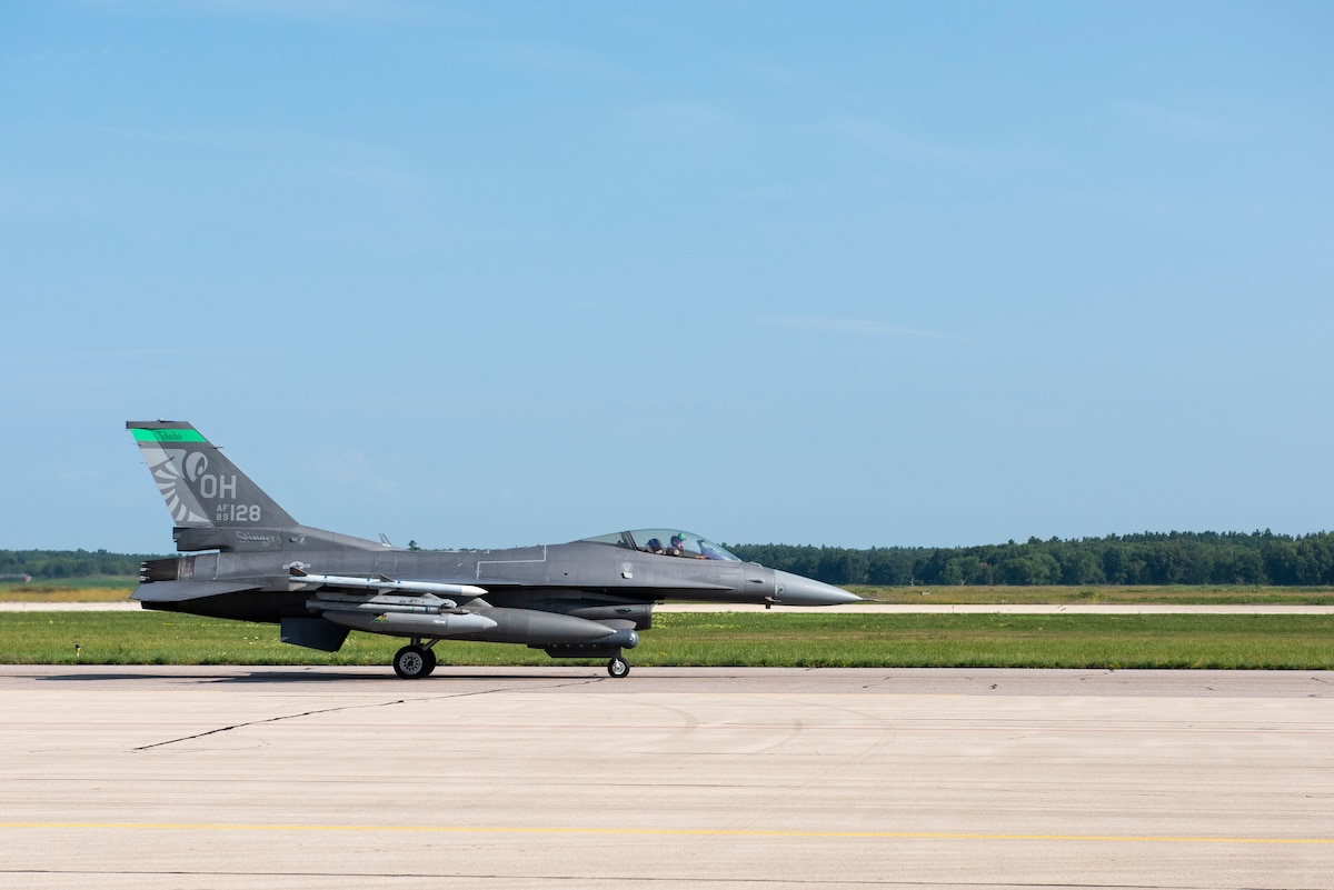 180FW Trains For Future Fight > 180th Fighter Wing > Article Display