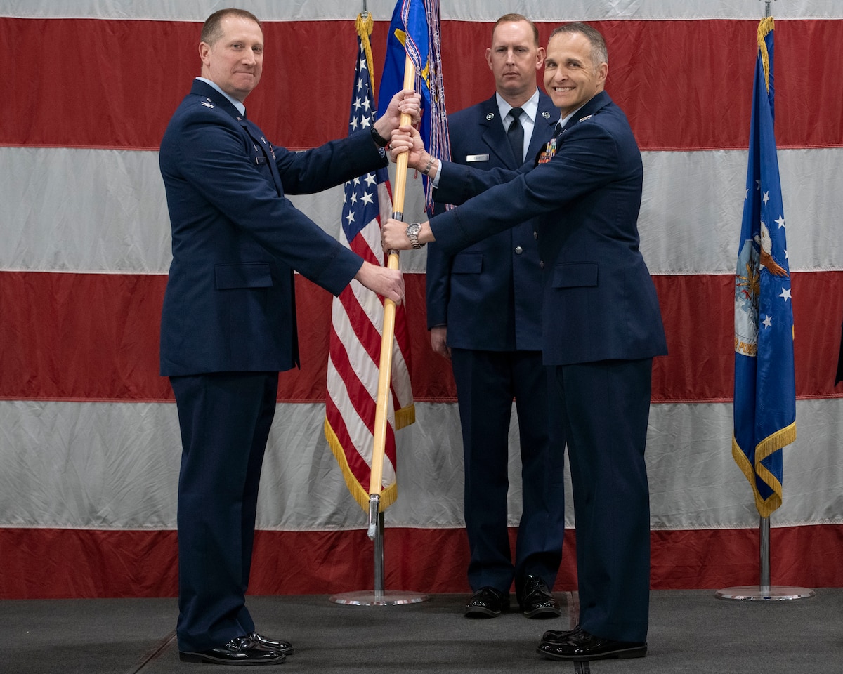 419th MSG welcomes new commander > 419th Fighter Wing > News