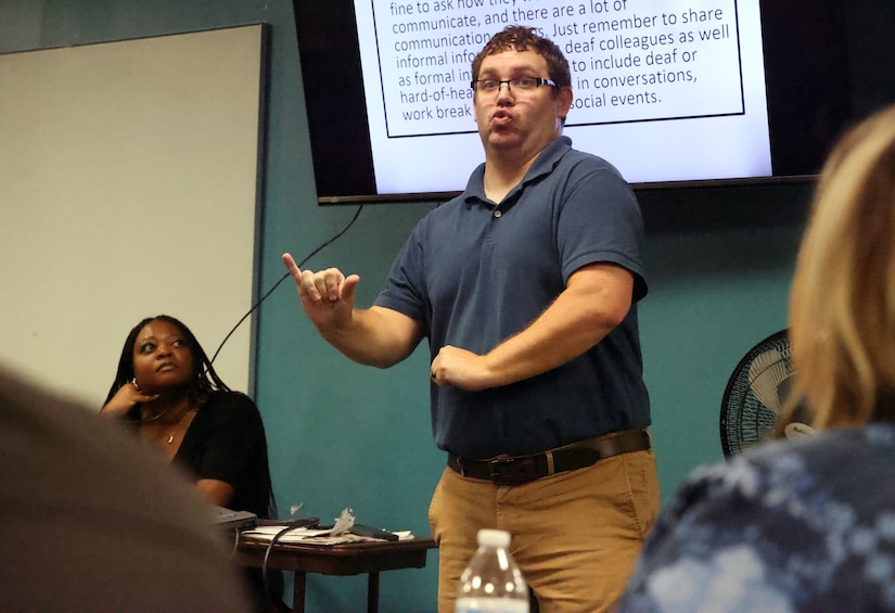 American Sign Language (ASL) Lunch and Learn > Mobile District > News ...