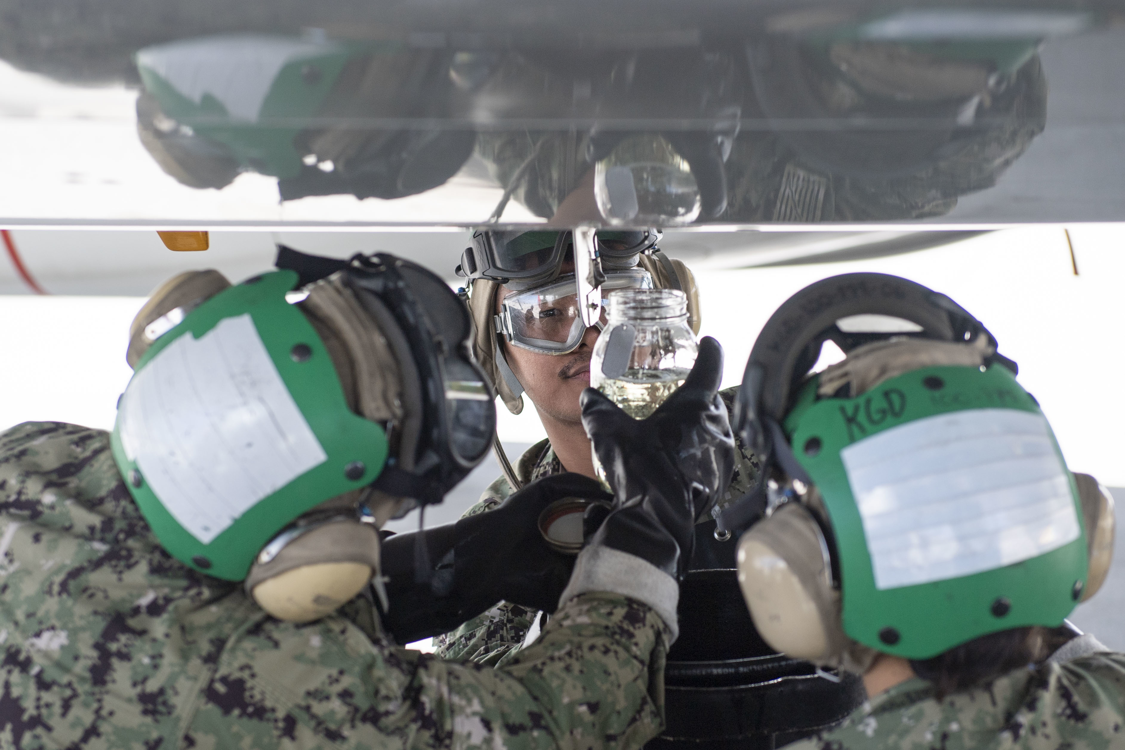 Navy Reserve Squadron VR-57 Reaches 200K Mishap-Free Flight Hours ...