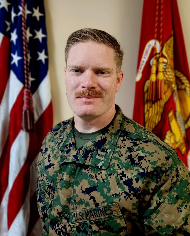Battery Commander > U.S. Marine Corps Forces Reserve > Biography