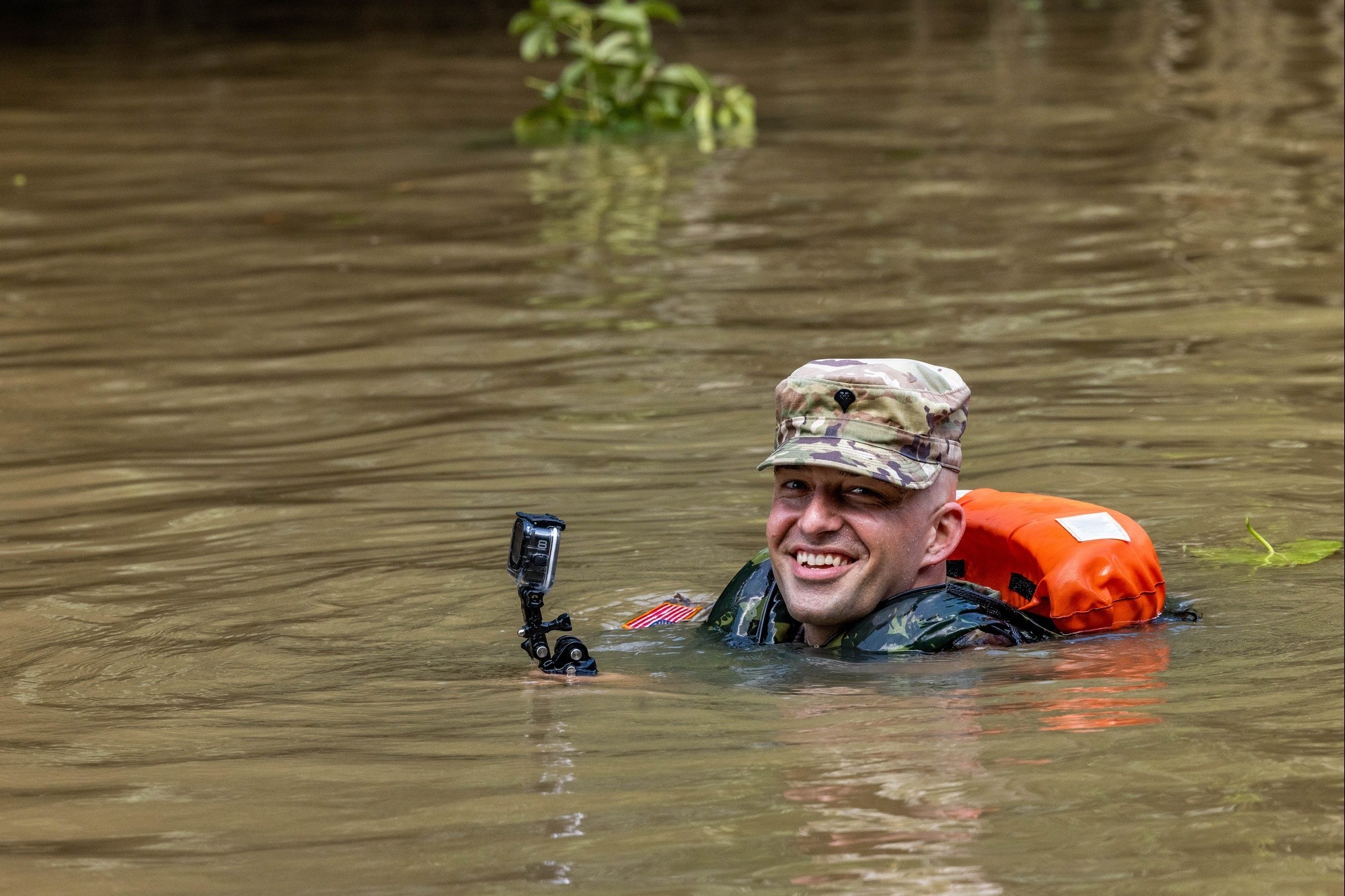 ARSOUTH Soldier and Drill Sergeant reunited at Southern Vanguard 24 ...