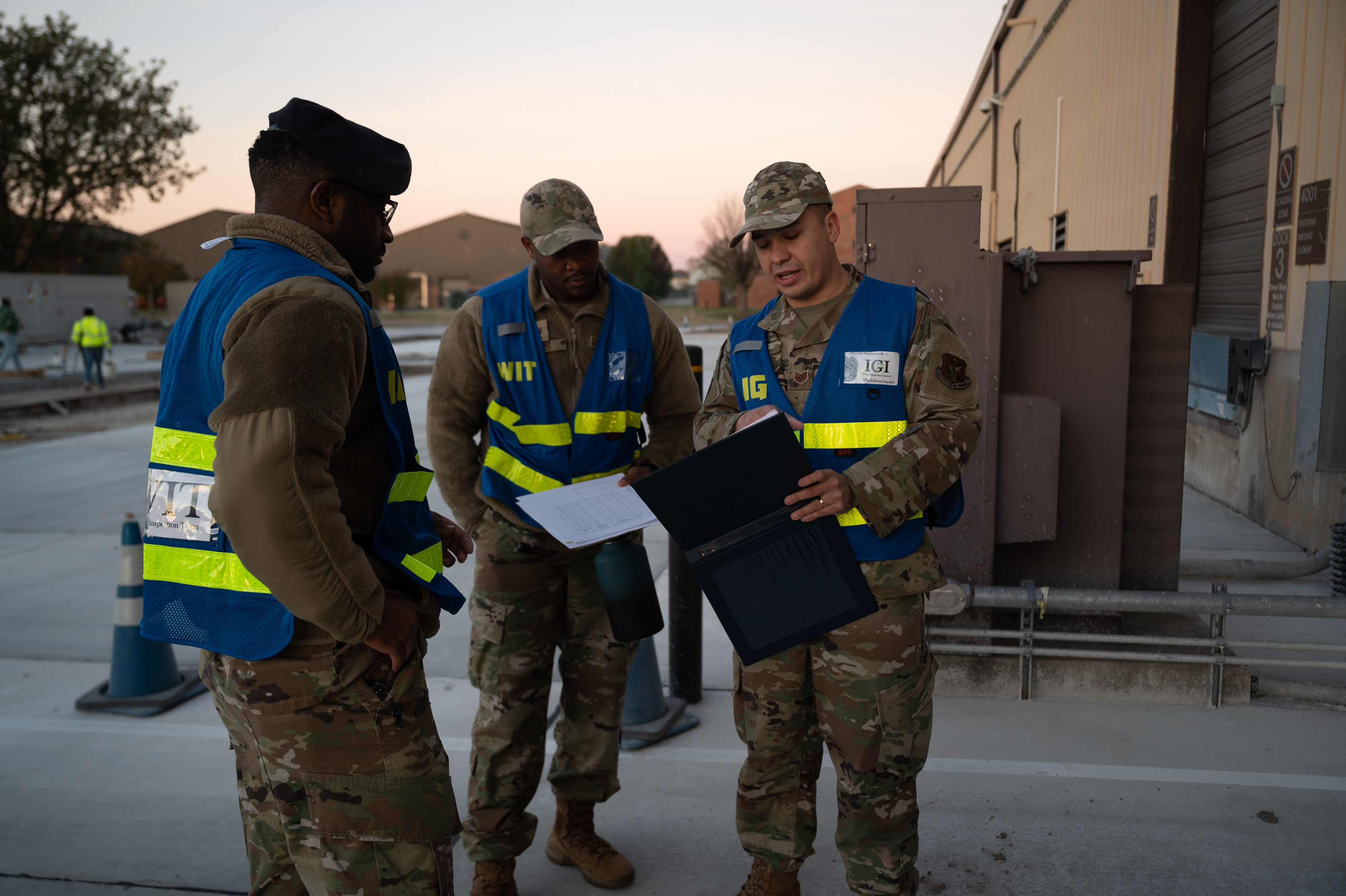 932d Airlift Wing > 932nd Airlift Wing > Display