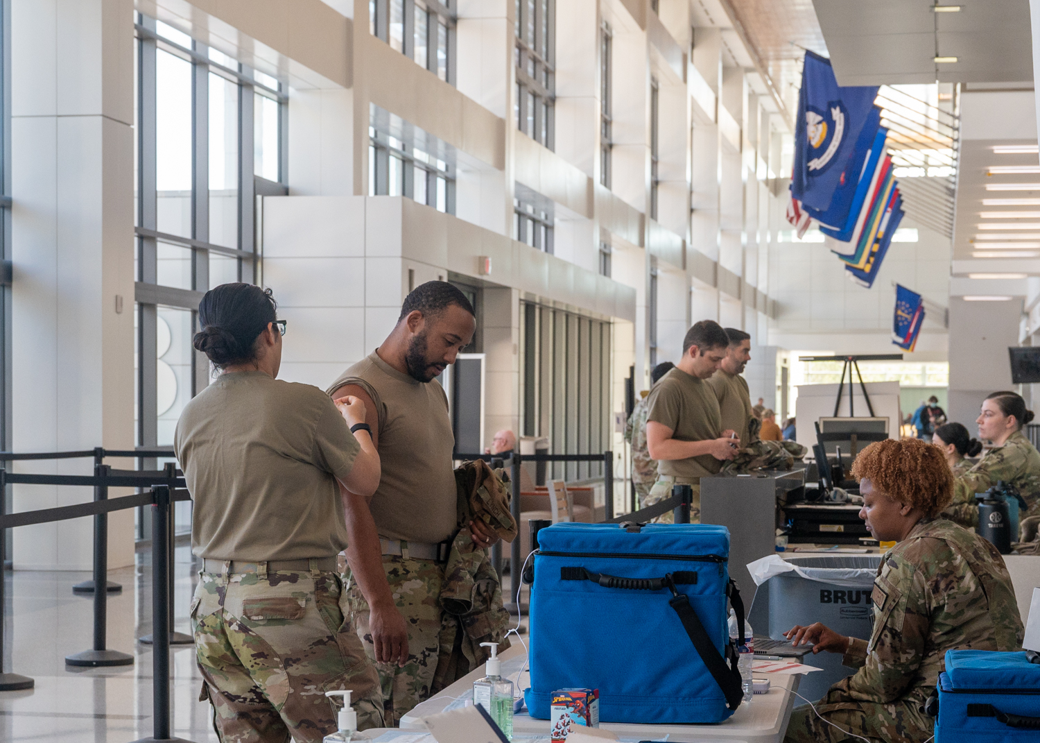 59th MDW: WHASC walk-in influenza vaccine line for active duty > 59th ...