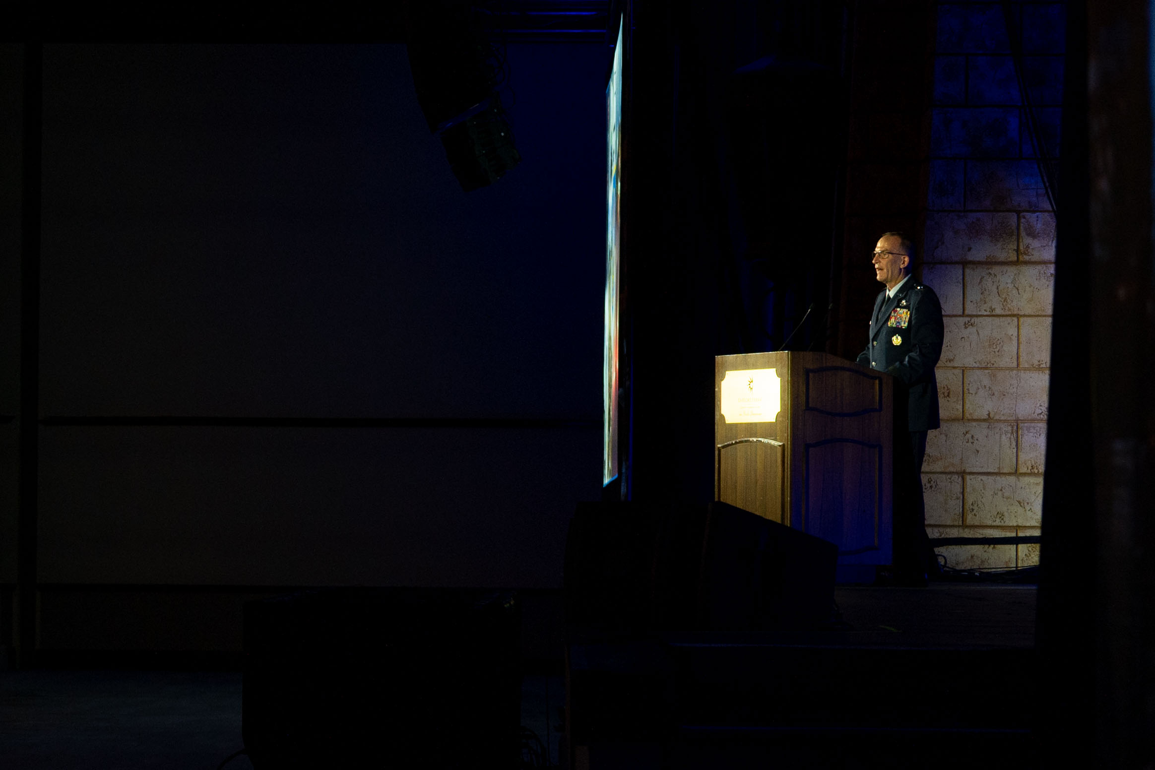 Lt. Gen. John Healy speaks at Airlift/Tanker Association Convention ...