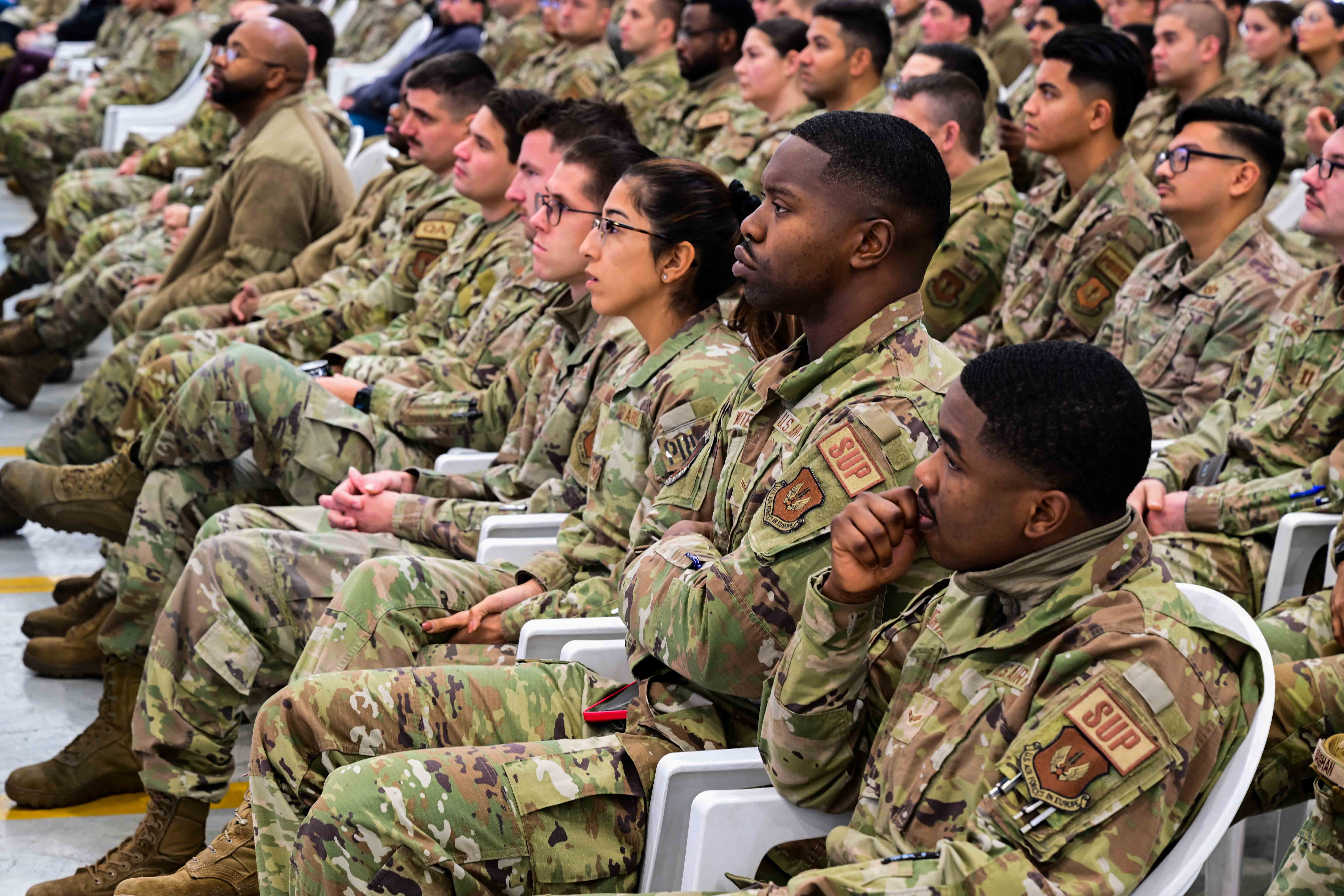 A new Wyvern mission > Aviano Air Base > Display