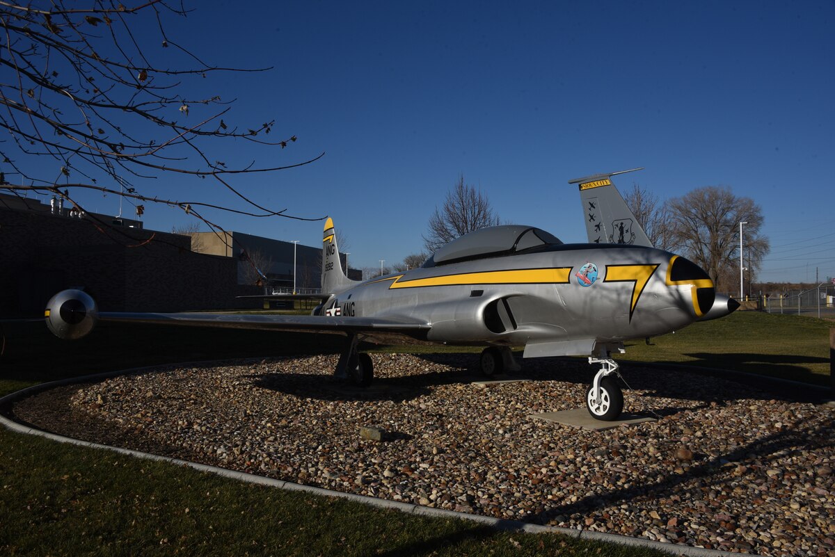 Iowa ANG commemorates Aviation History month part 1: Lockheed T-33A ...