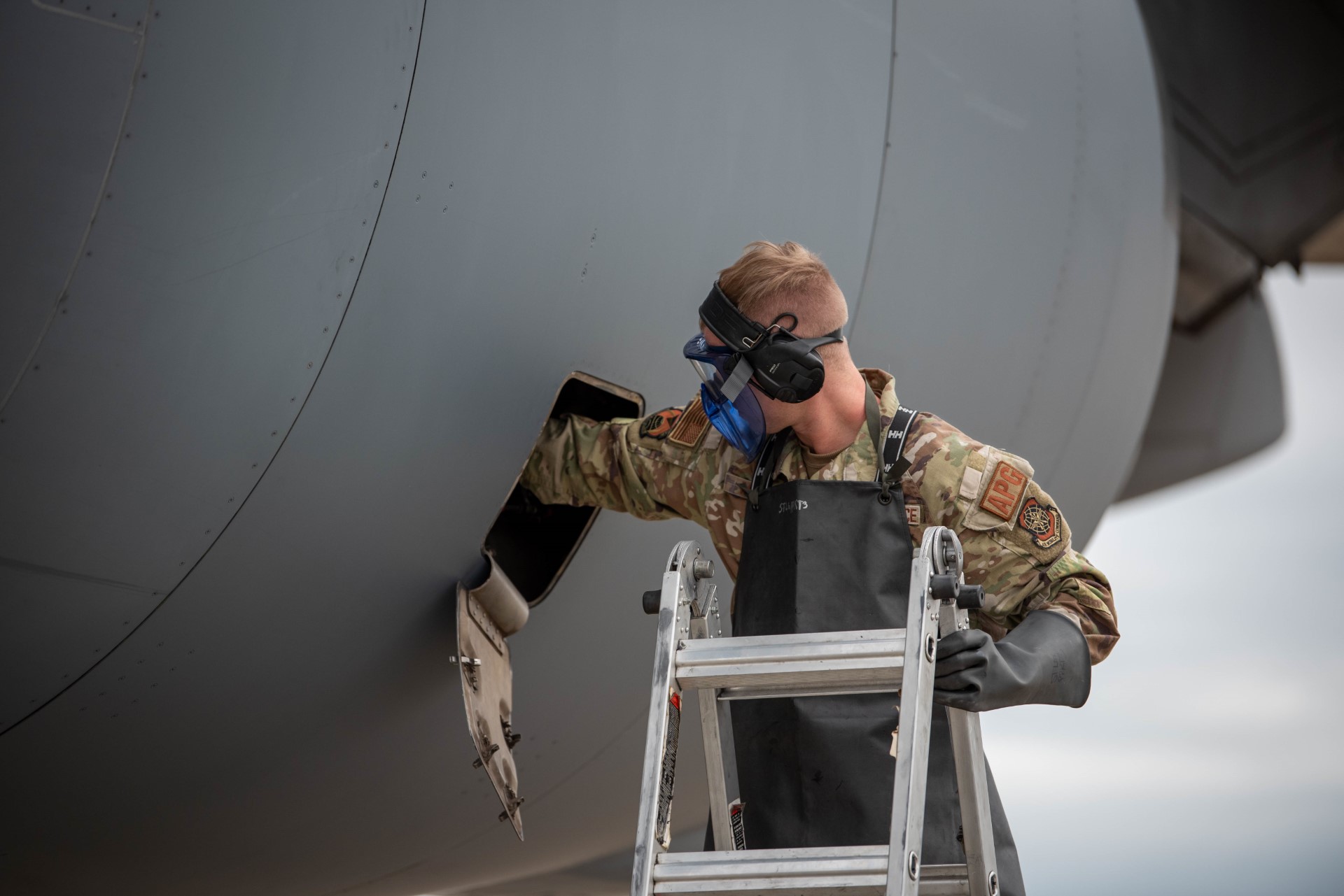 726 AMS works around the clock to ensure mission success > Twenty-First ...