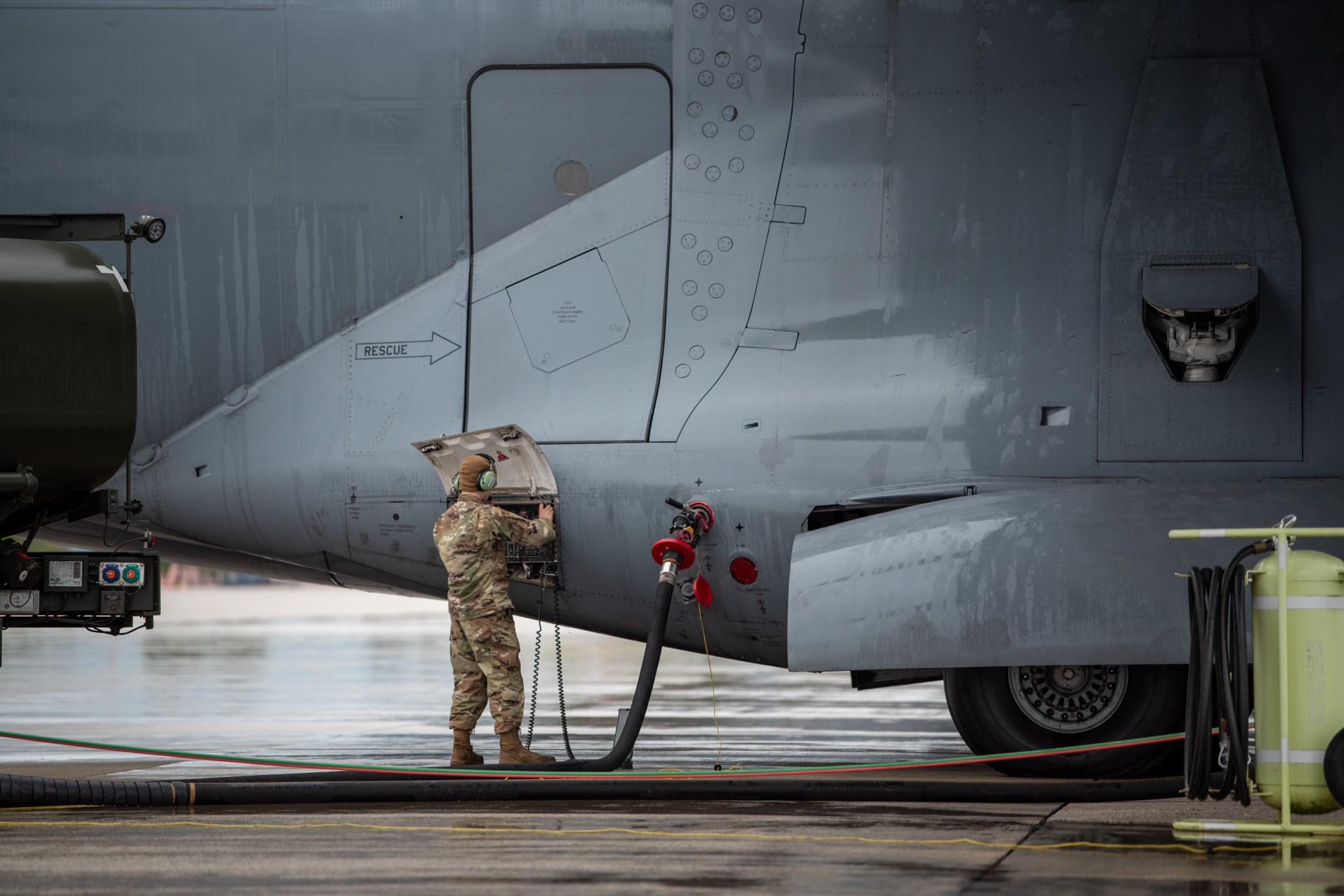 726 AMS works around the clock to ensure mission success > Twenty-First ...