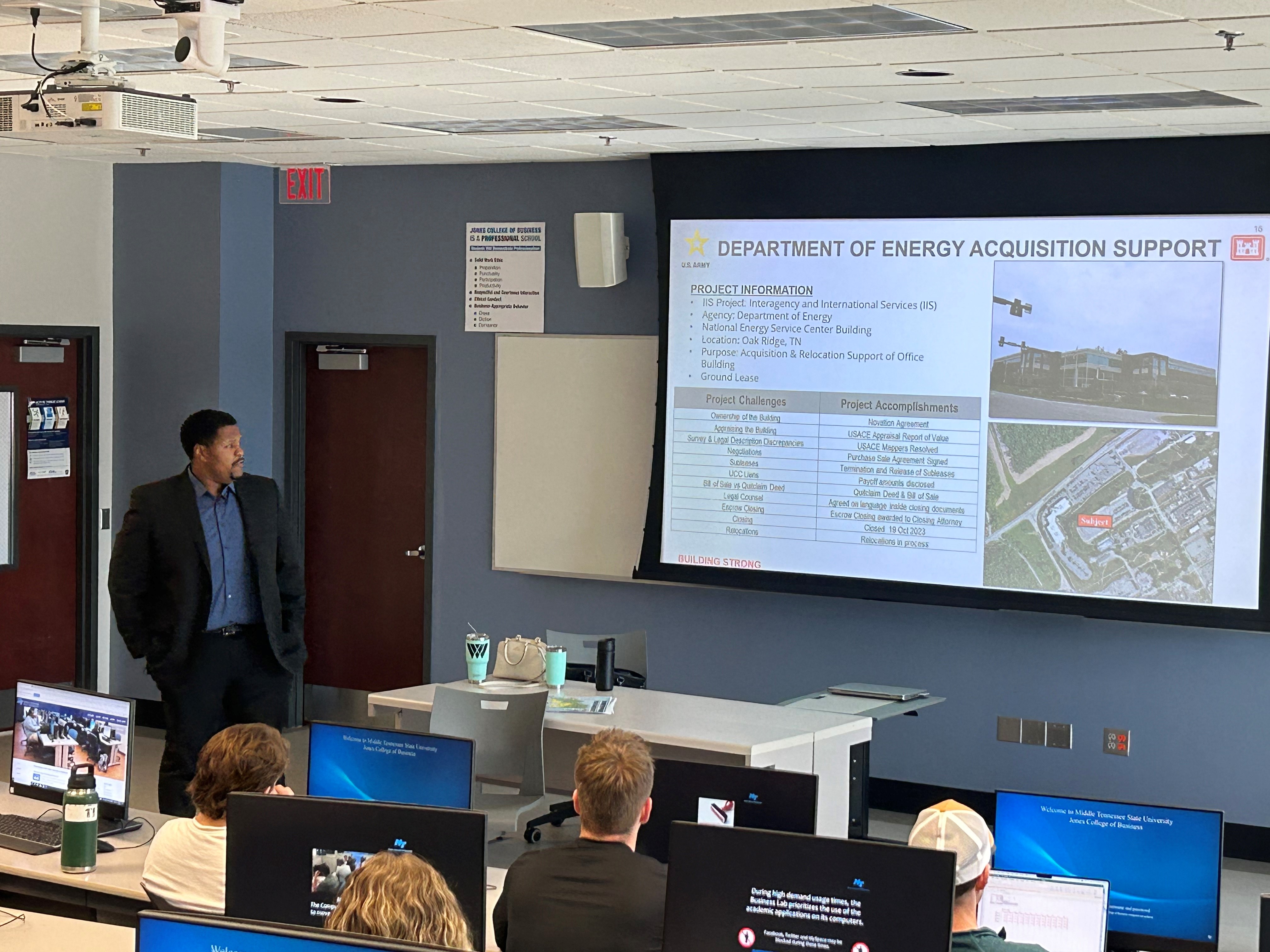 Real Estate Division Members Visit Middle Tennessee State University