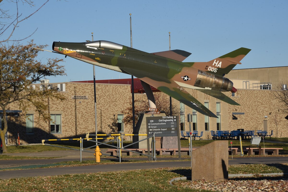 Iowa ANG commemorates Aviation History month, part 4: North American F ...
