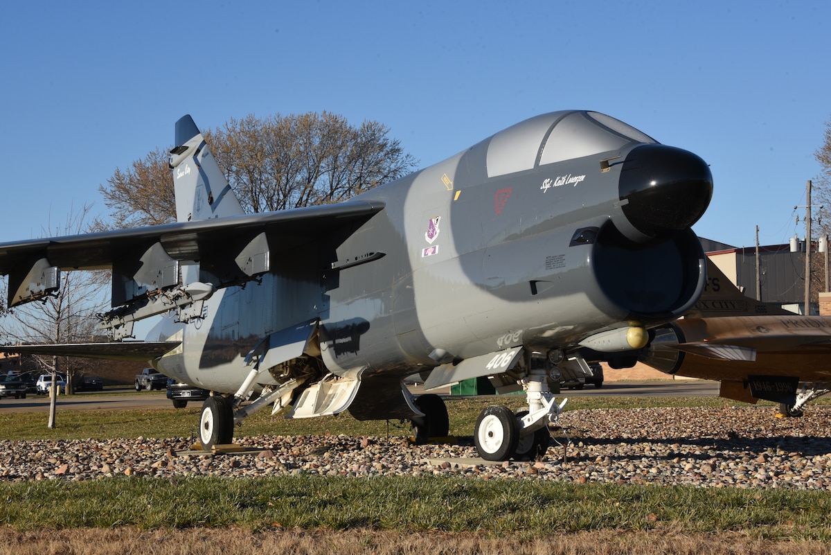 Iowa ANG commemorates Aviation History Month part 5: LTV A-7D Corsair ...