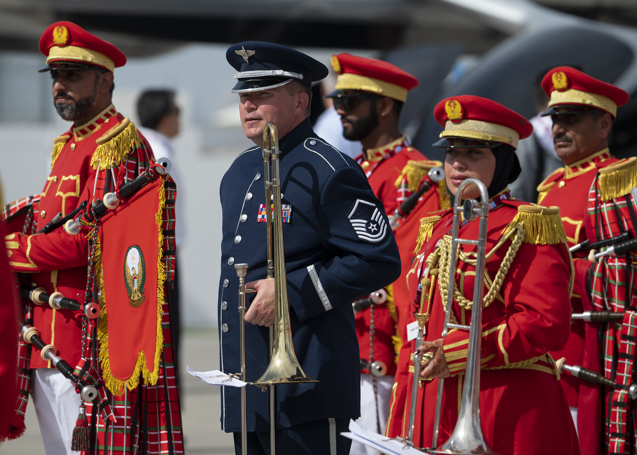 AFCENT, UAE bands kick off Dubai Airshow > U.S. Air Forces Central > News