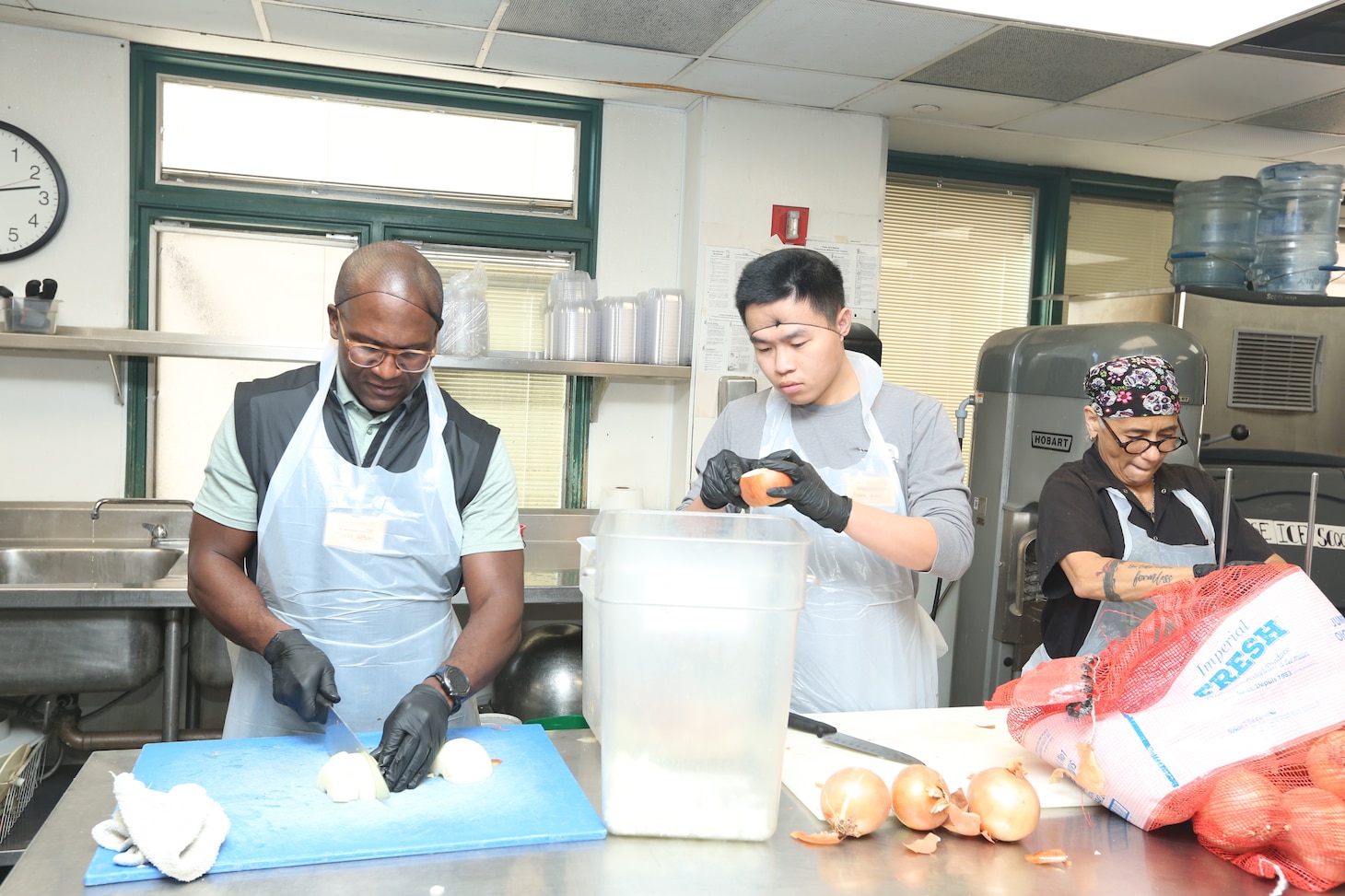 NAVFAC Southwest Military and Civilian Personnel Volunteer to Help ...