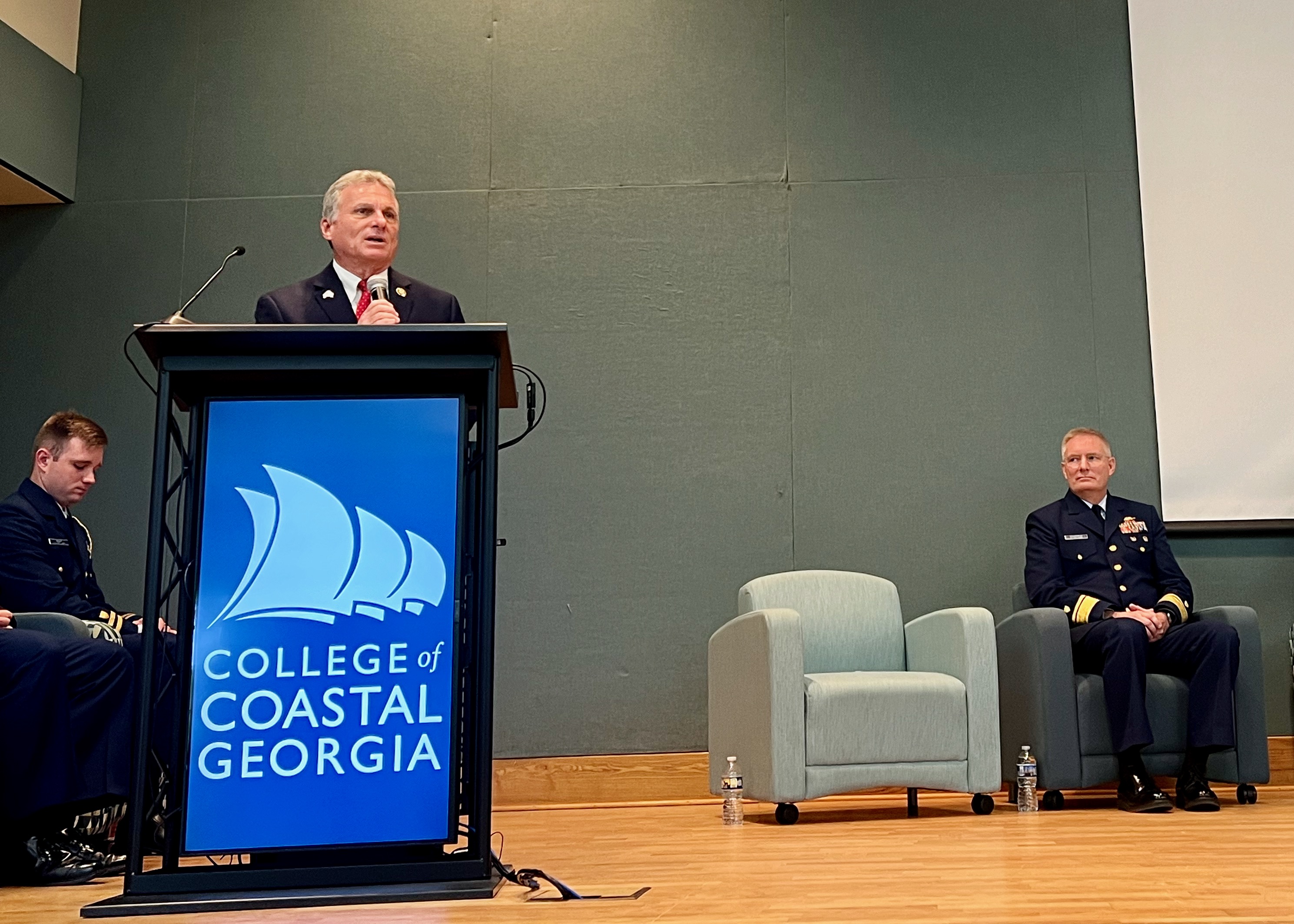 PHOTO RELEASE: Coast Guard presents maritime partners with Public ...