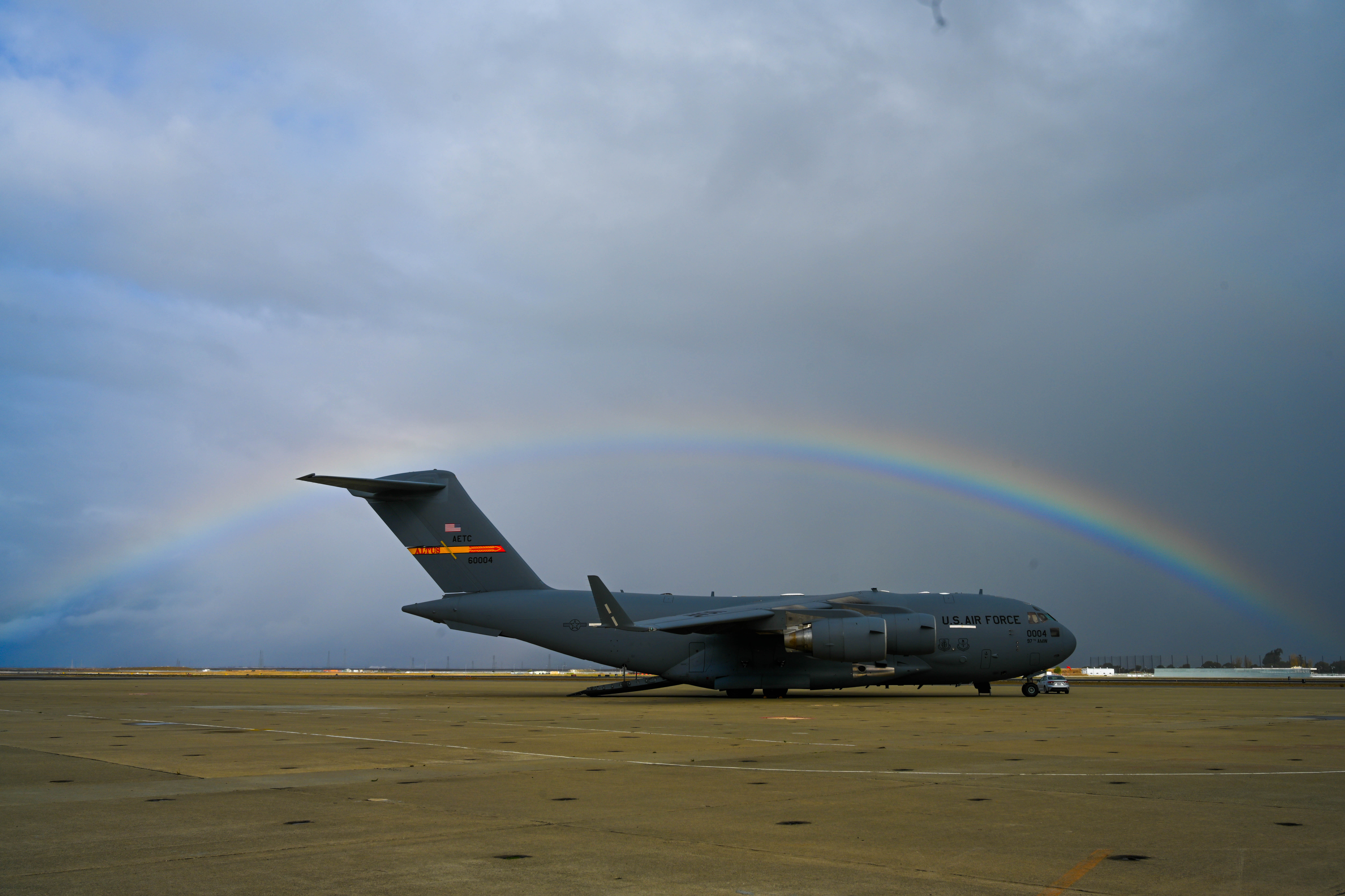 58 AS Rat Pack drops Navy Leap Frogs over California > Altus Air Force ...