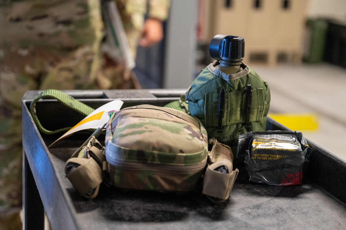 Lining Up and Shipping Out: 1st personnel deployment function line at ...