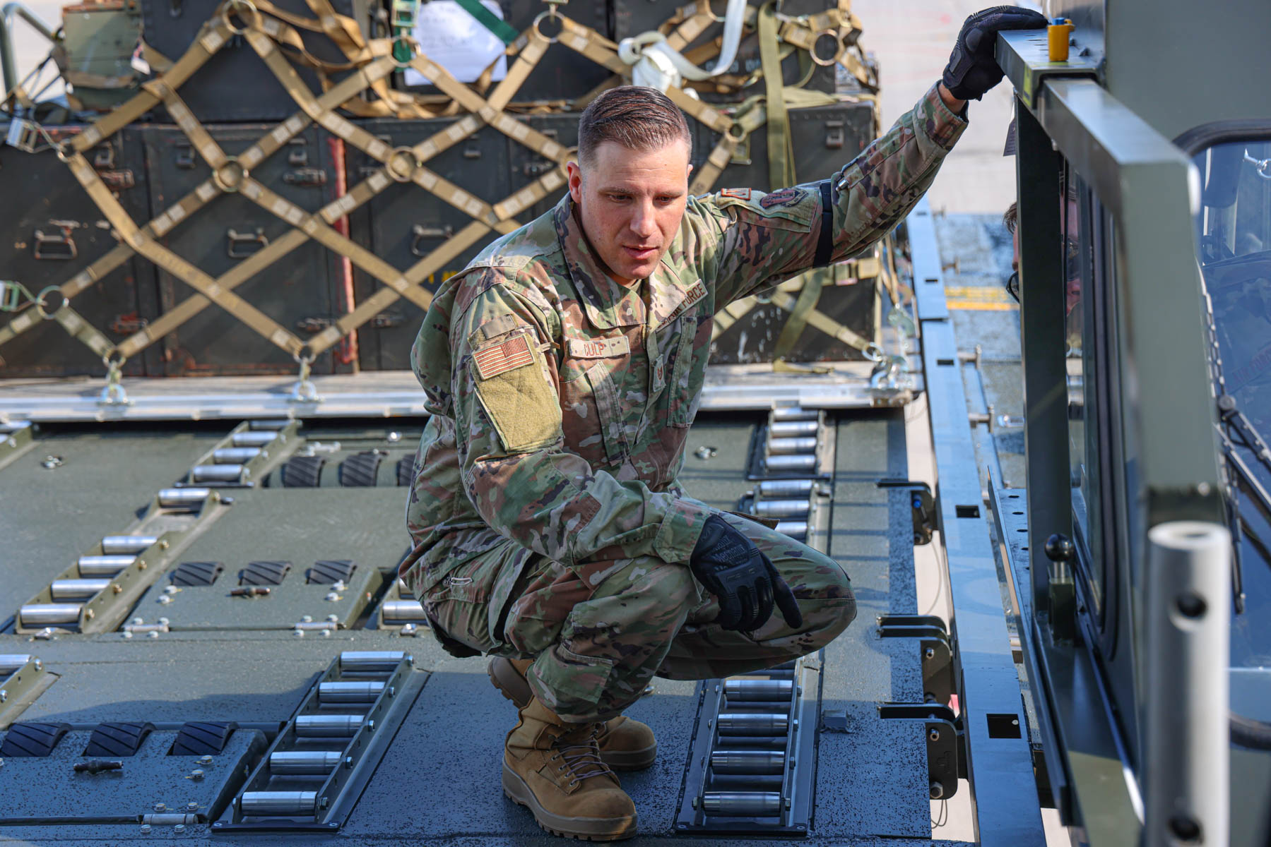 Boom operators train in cargo loading