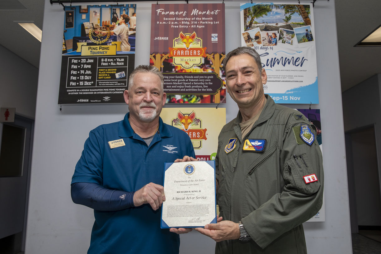 Yokota FSS leader receives a Special Act of Service Award > 5th Air ...