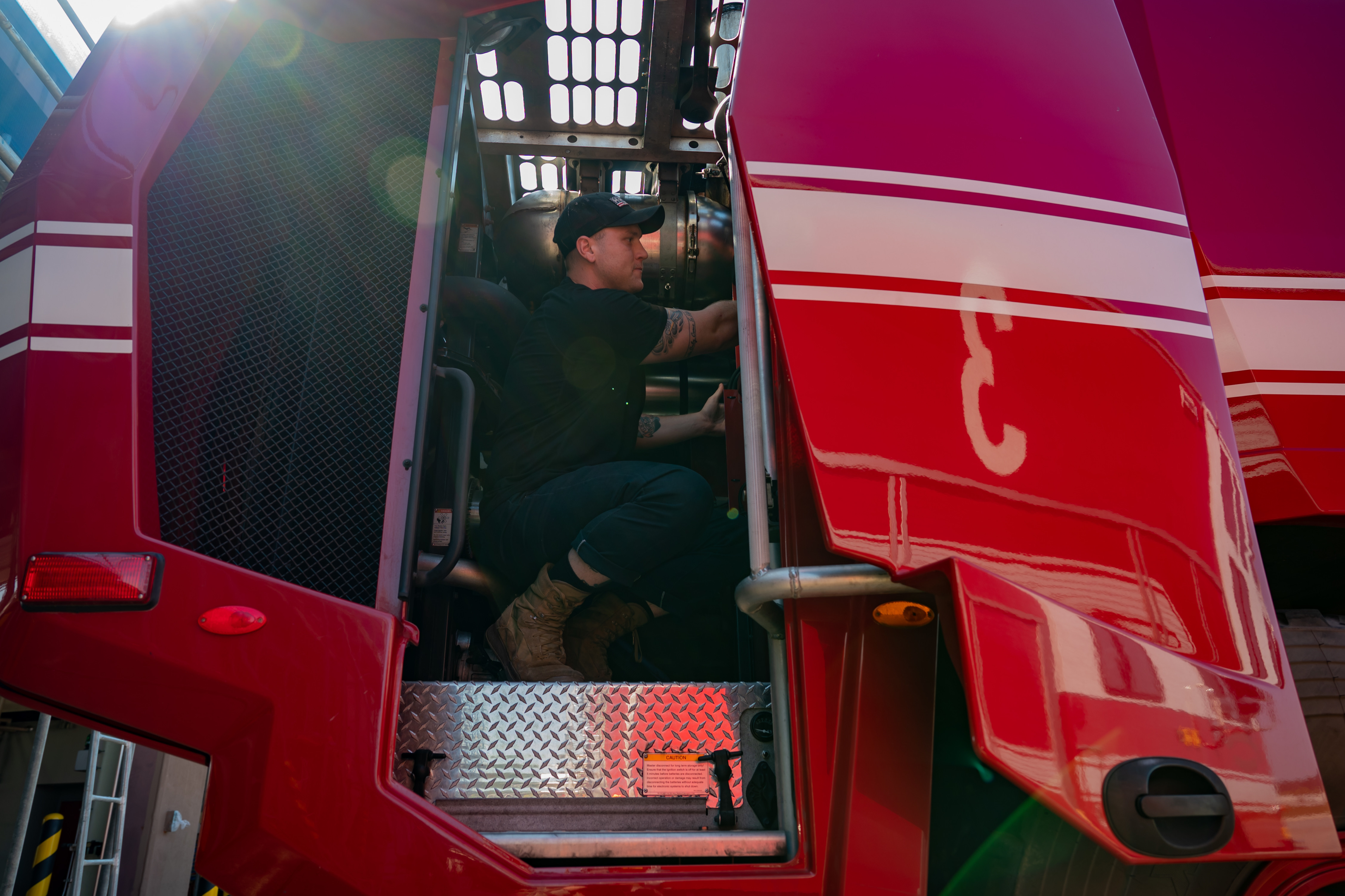 51 LRS maximizes warfighter support with vehicle validation > 15th Wing ...