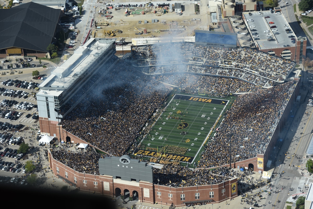 Iowa Air Guard’s 185th ARW performs Kinnick Stadium flyover at Iowa vs ...