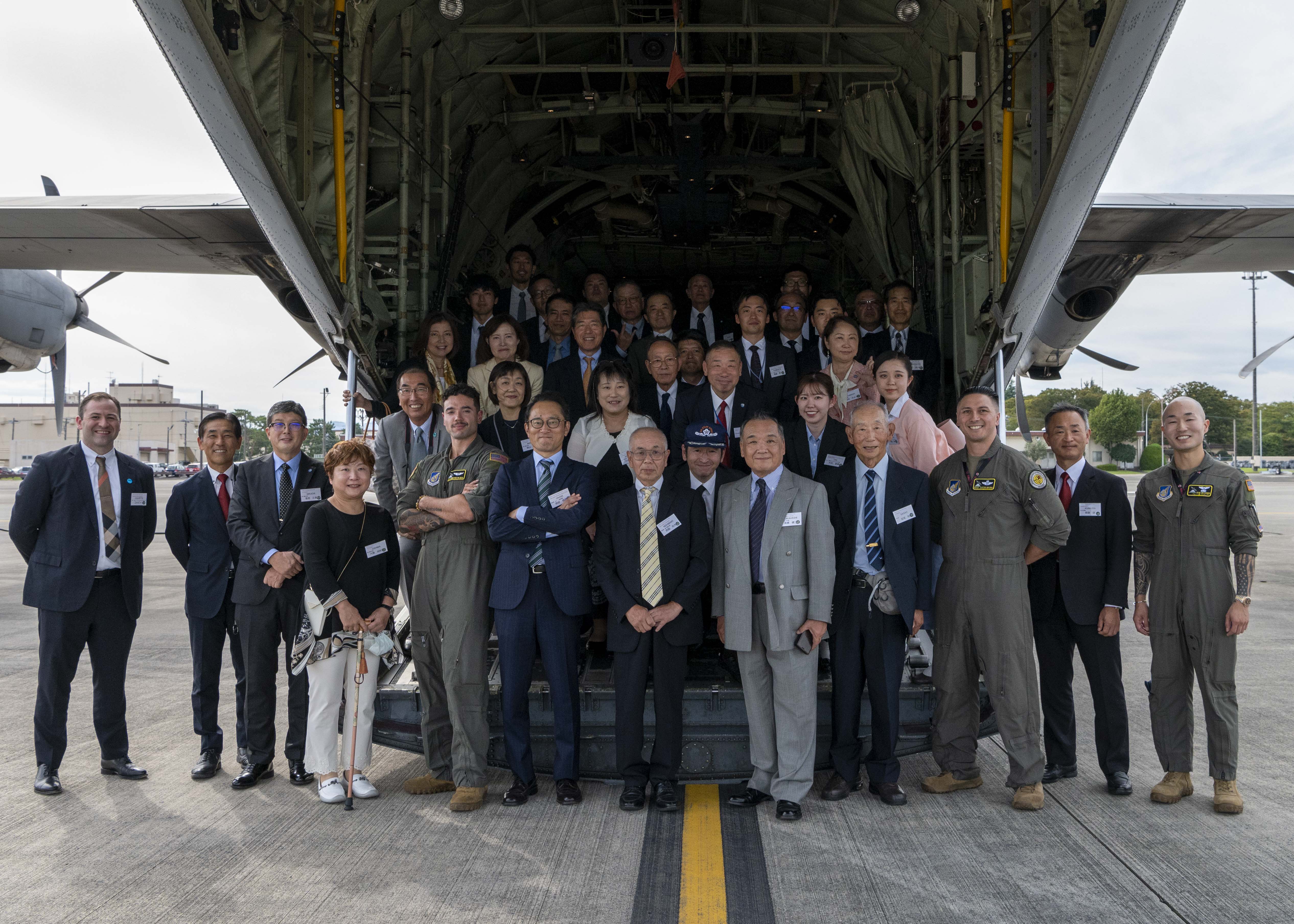 Japan-American AF Goodwill Association visits Yokota > 5th Air Force ...