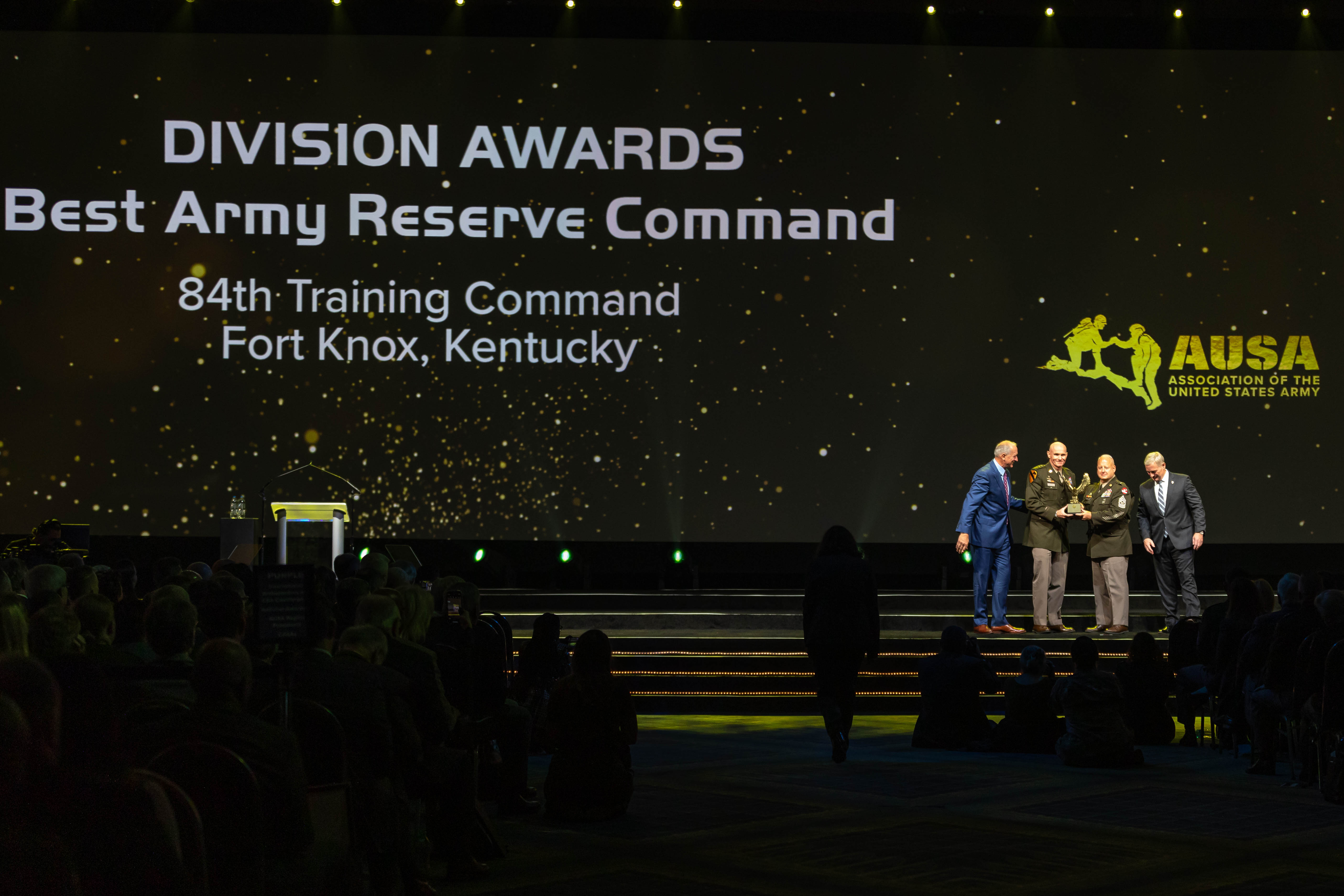 PHOTO GALLERY: Army Reserve at AUSA 2023 > U.S. Army Reserve > News-Display