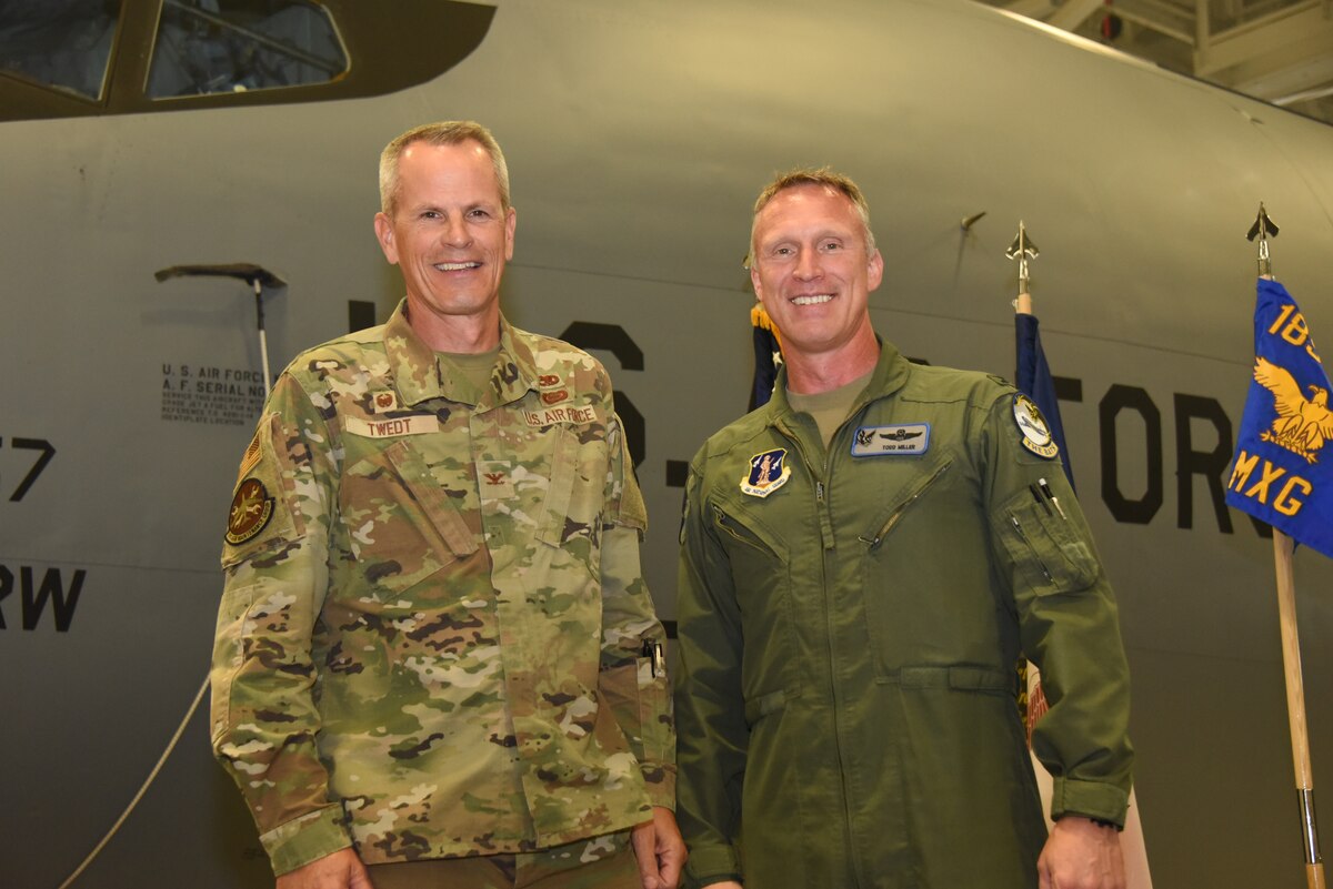 185th ARW Col. Trenton Twedt assumes command of maintenance group ...