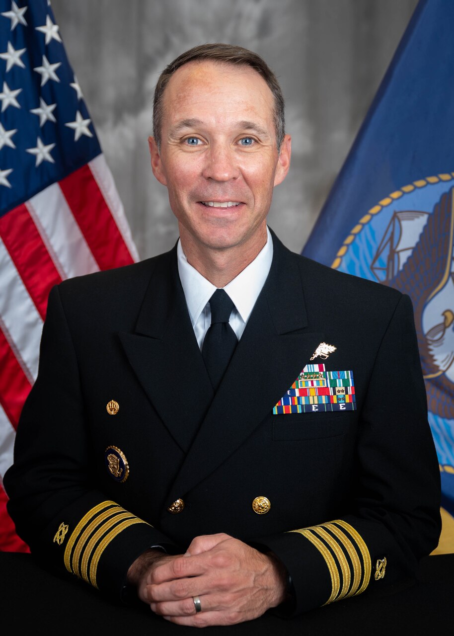 CO > Commandant, Naval District Washington > Bio Detail