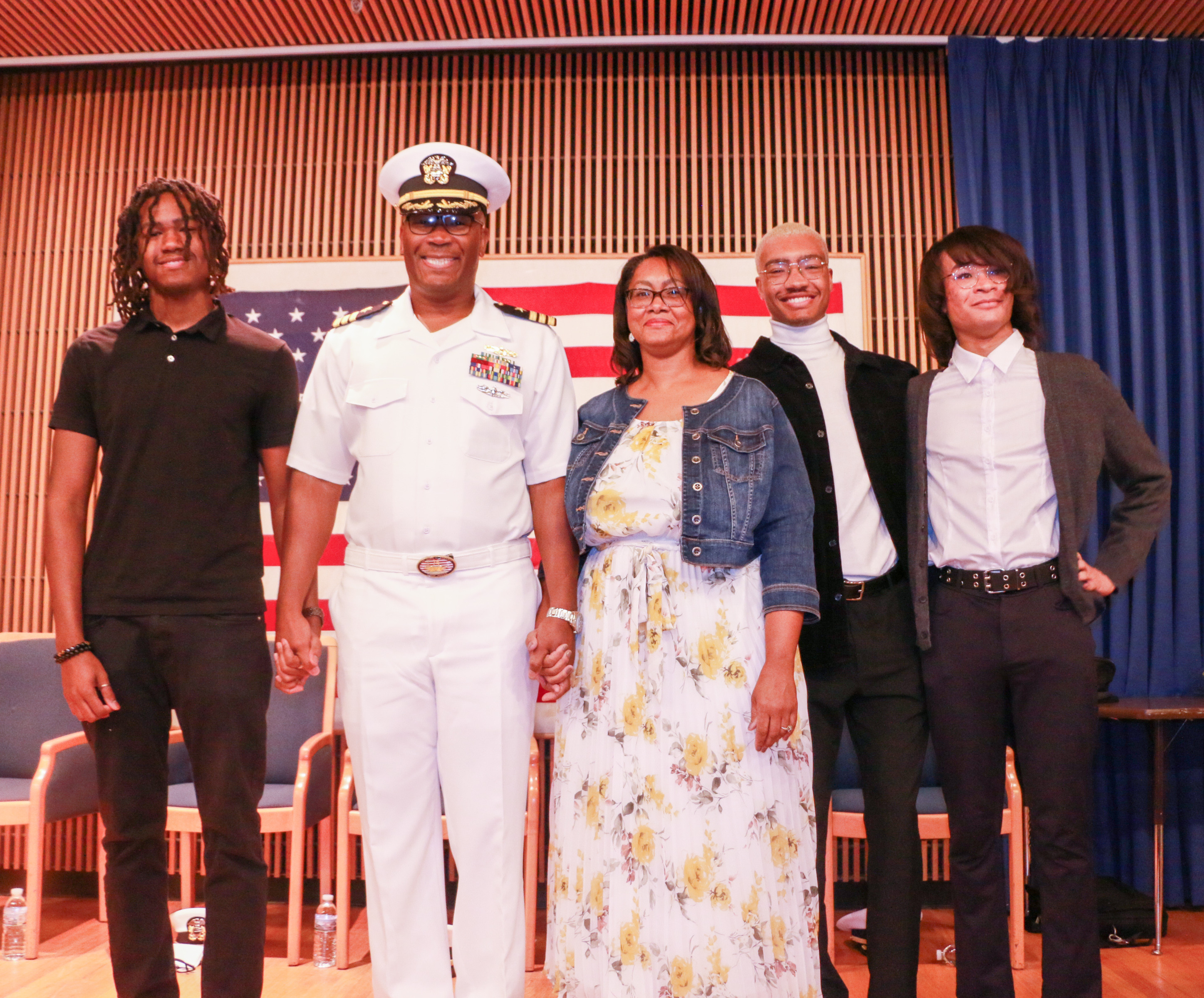 Executive Officer of IWTC Virginia Beach Promoted to Commander > Naval ...