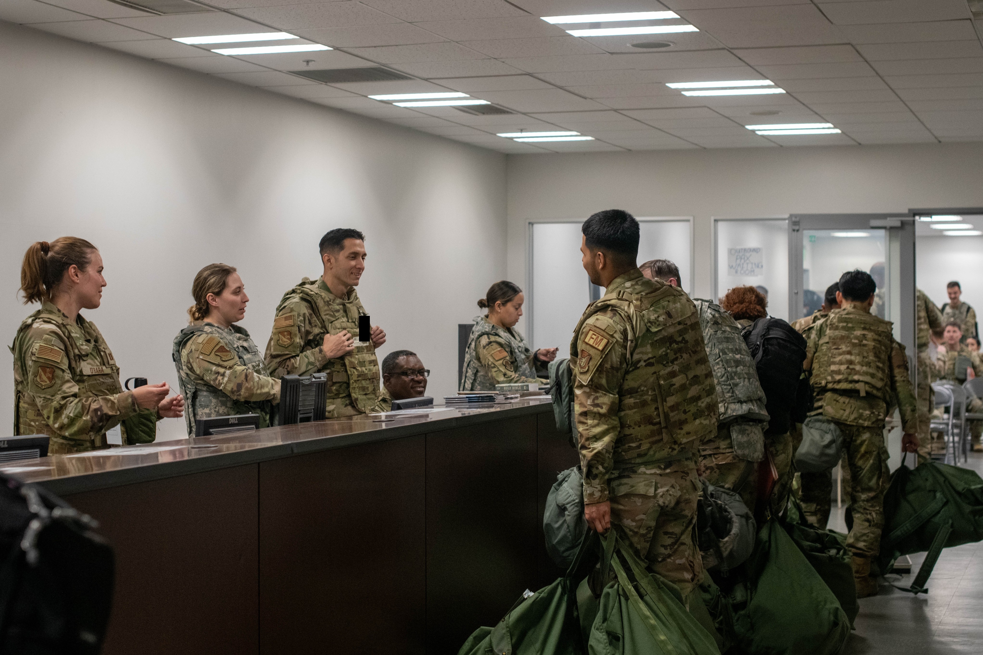 Yokota gears up for a simulated deployment > Yokota Air Base > Article ...
