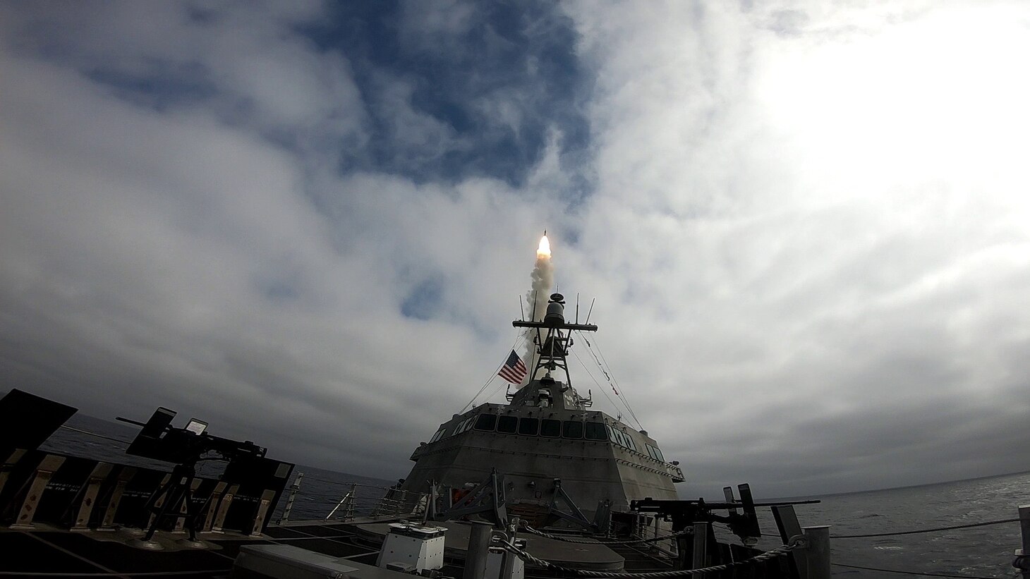 USS Savannah Conducts Live-Fire Demonstration > United States Navy ...