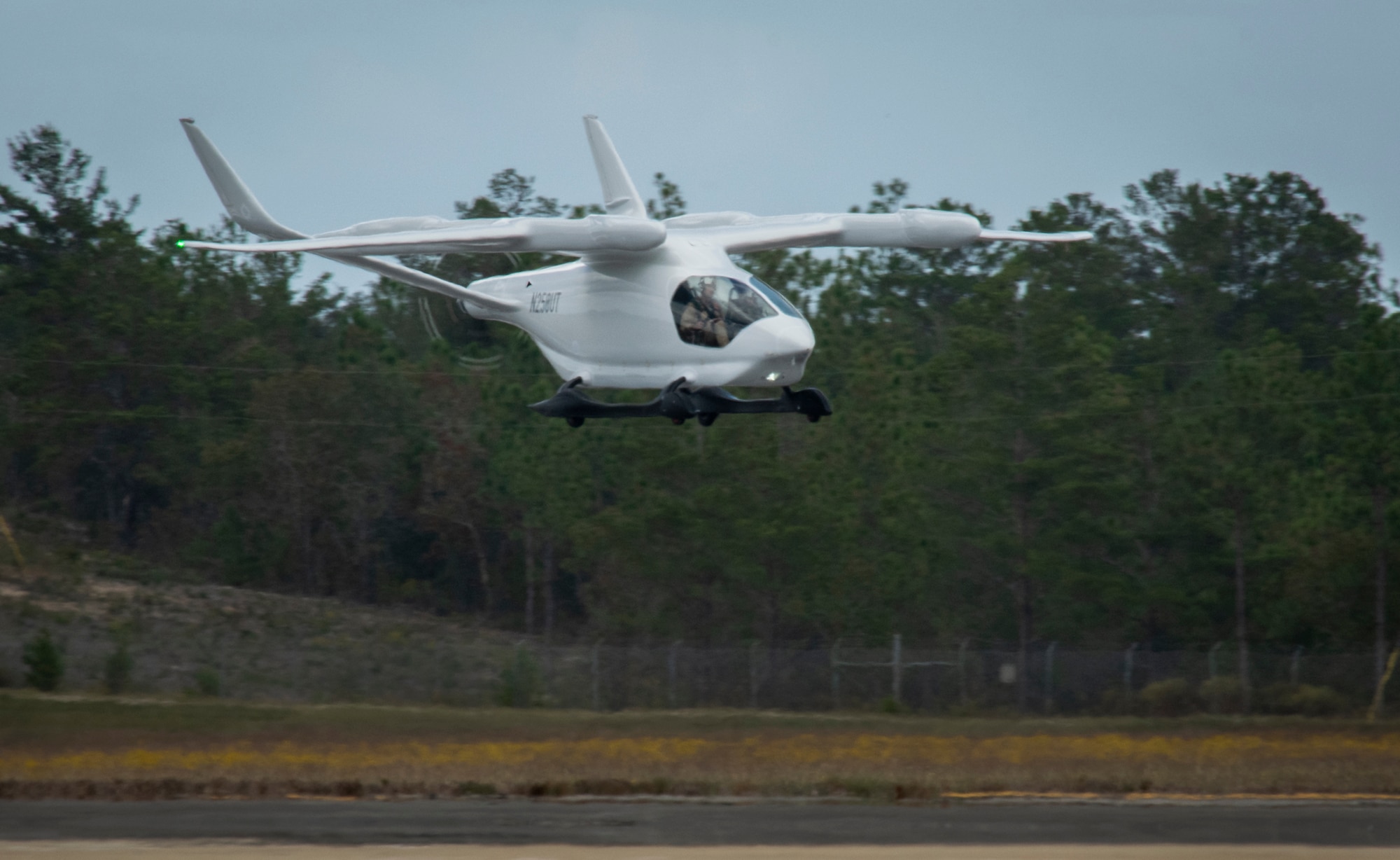 BETA’s ALIA electric aircraft arrives at Eglin AFB > Air Force ...