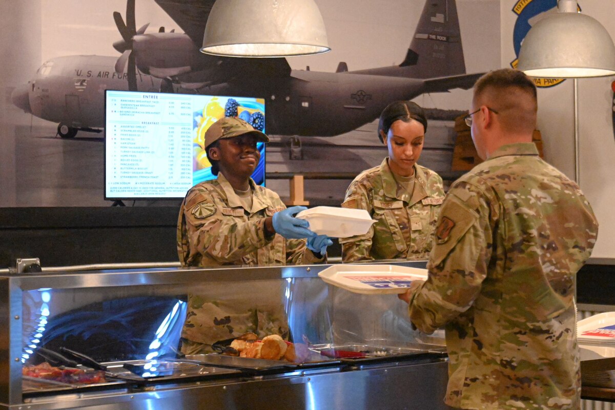 Hercules DFAC set to reopen after innovation project > Little Rock Air ...