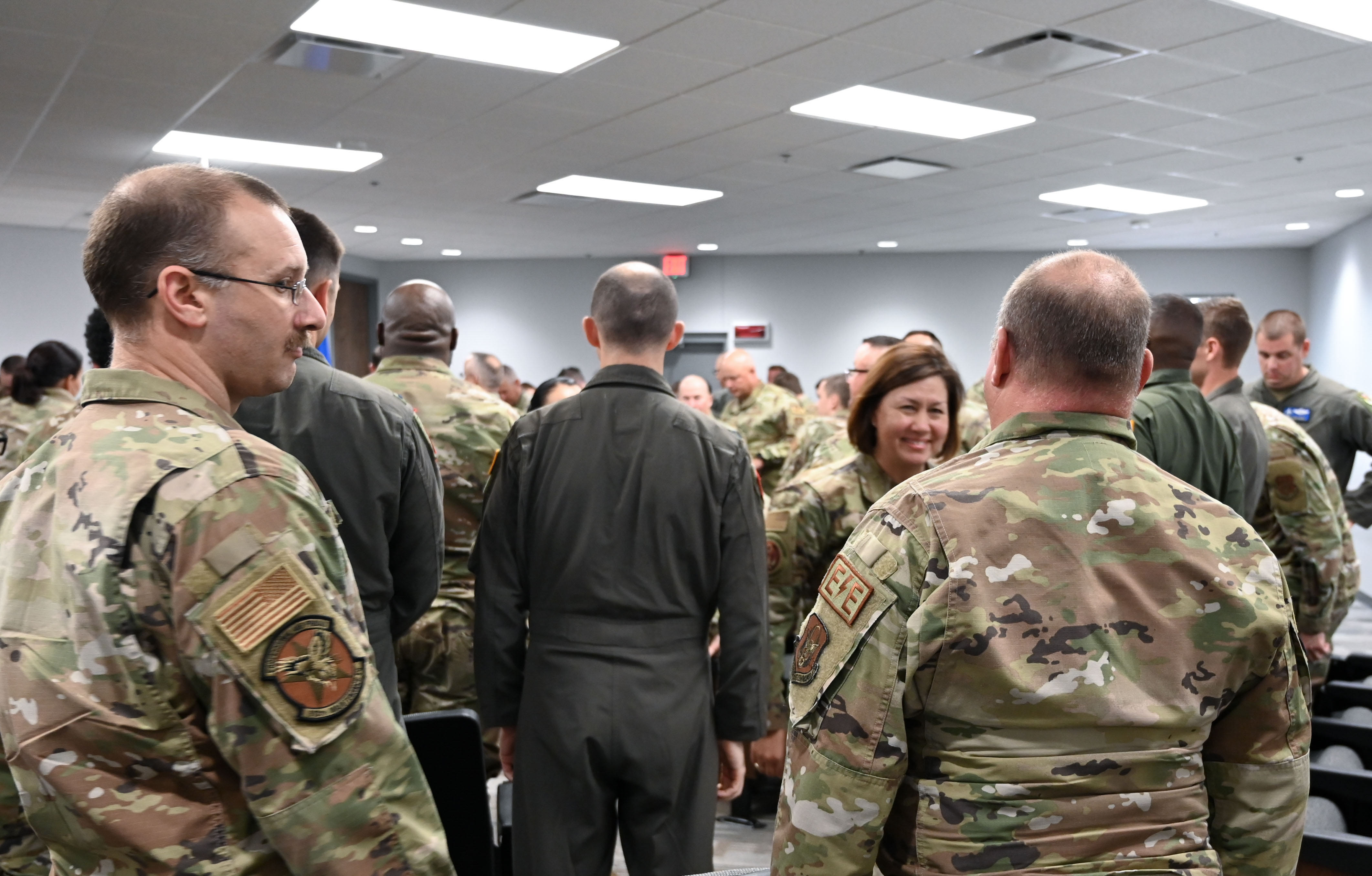 CMSAF Bass visits Tinker AFB Reservists > 507th Air Refueling Wing ...
