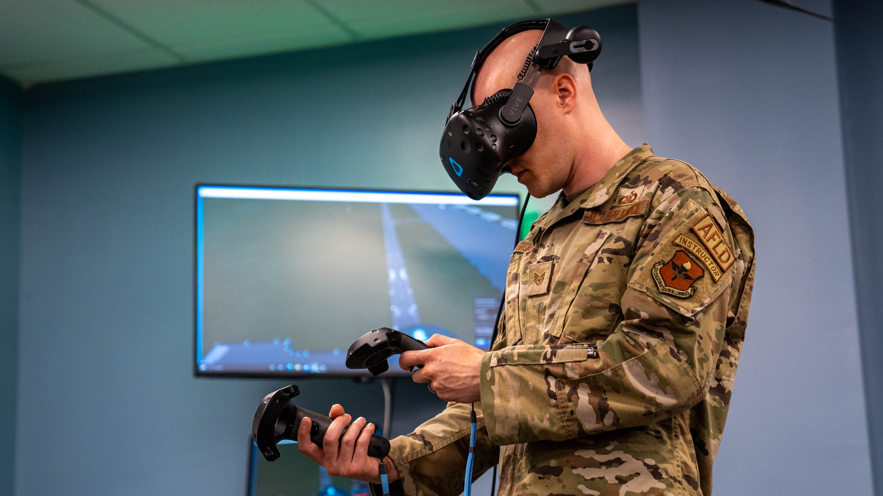 Meridian HS JROTC immerses in 81st TRW mission > Keesler Air Force Base ...