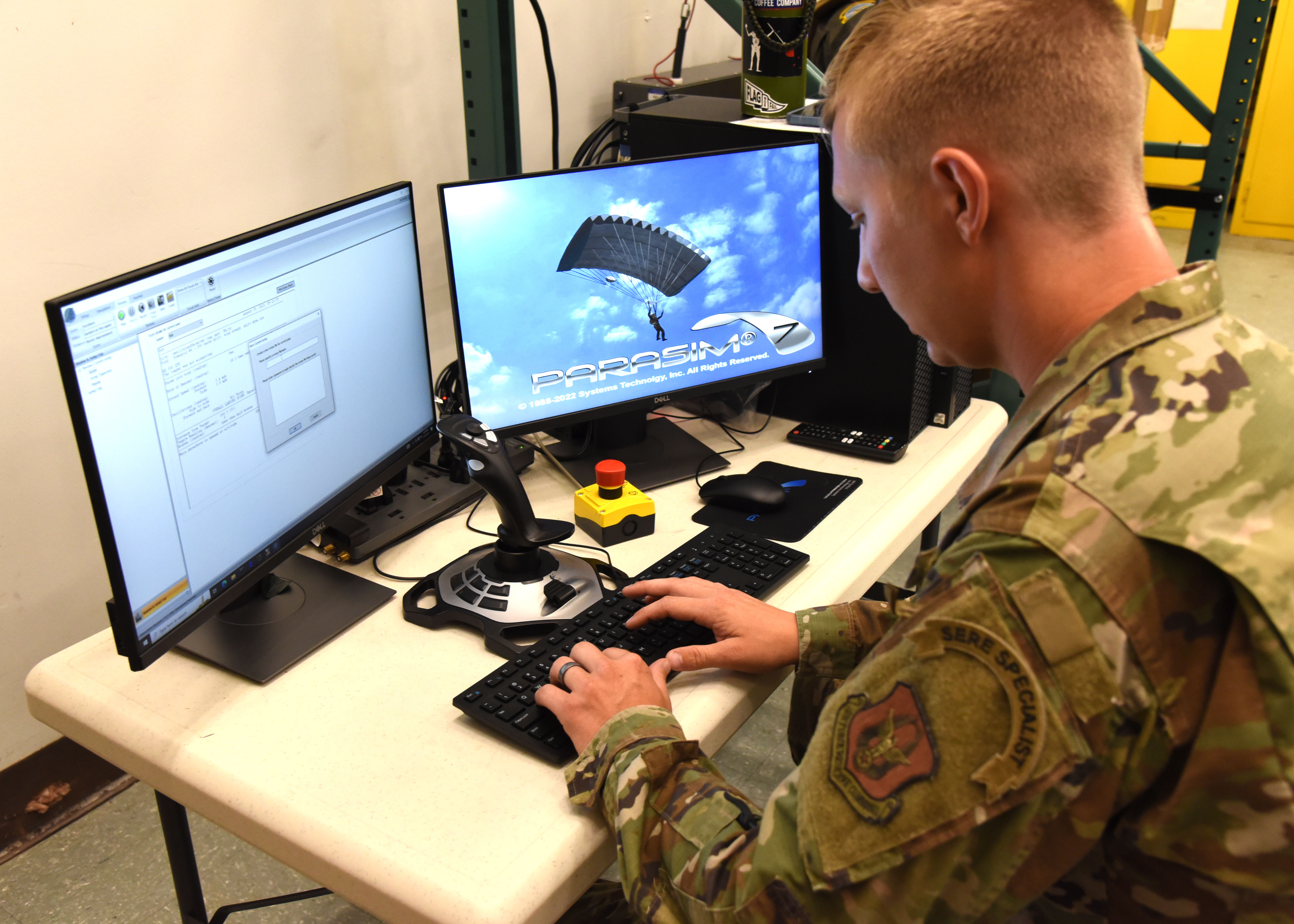 Air Force Reserve aircrew jump into virtual parachute training > 403rd ...