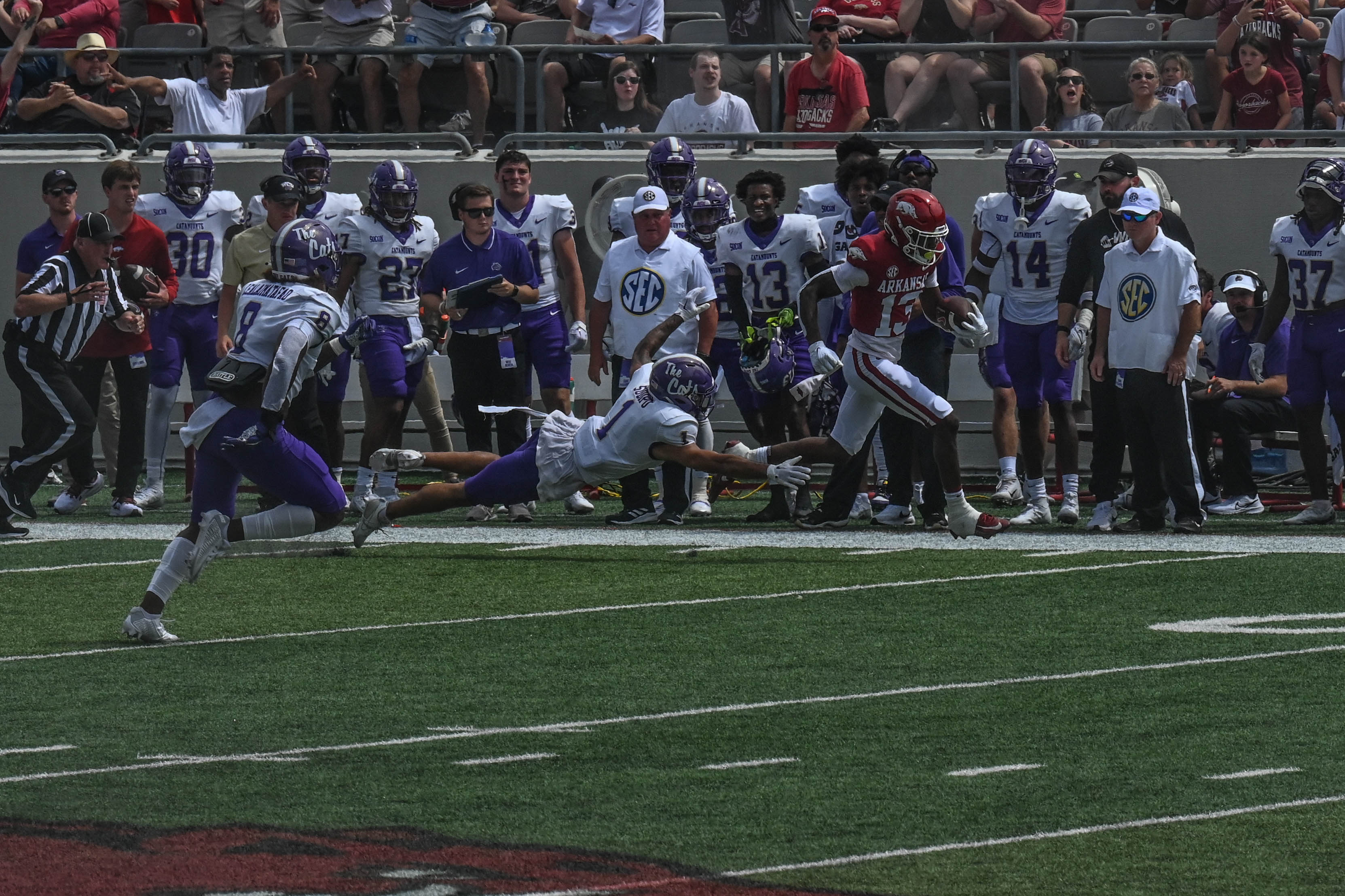 LRAFB participates in flyover during Arkansas Razorbacks game > Little ...