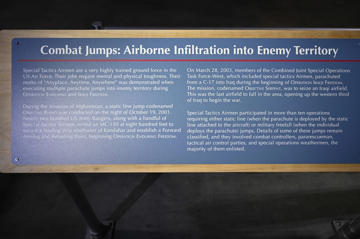 Combat Jumps-Airborne Infiltration into Enemy Territory > National ...