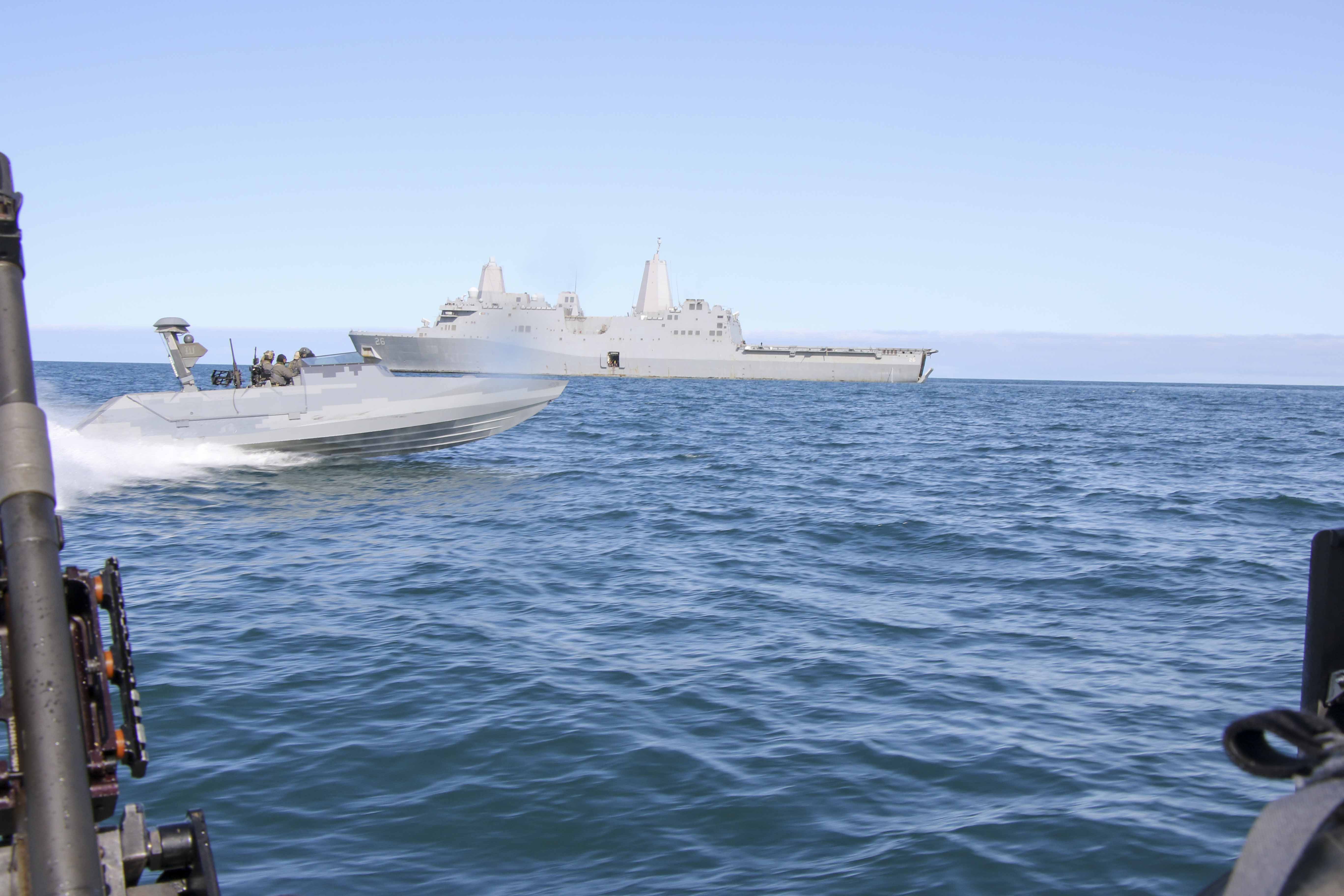 Naval Special Warfare Interoperates with USS John P. Murtha in Bering ...